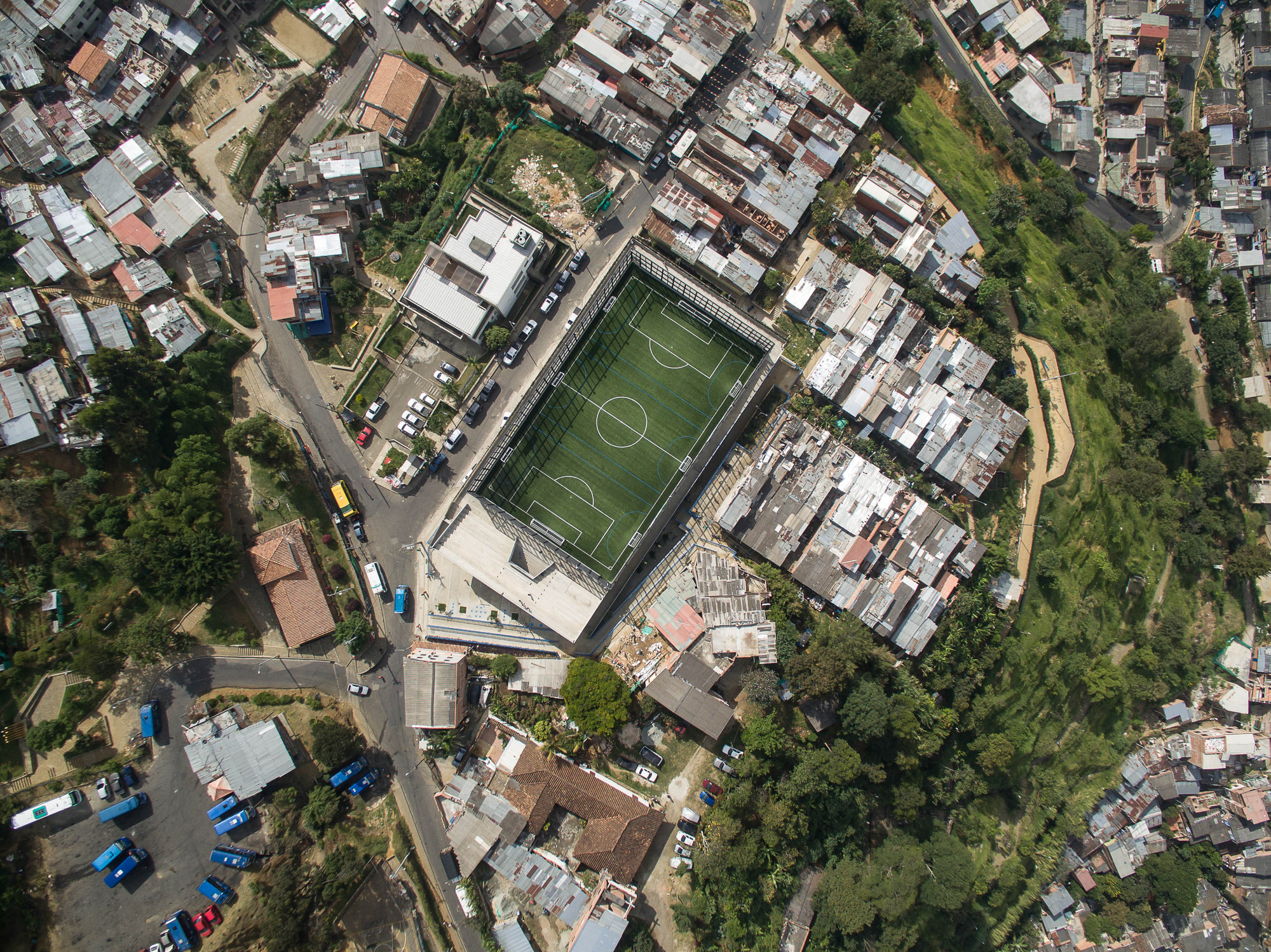 Gallery of UVA Sol De Oriente / EDU - 14