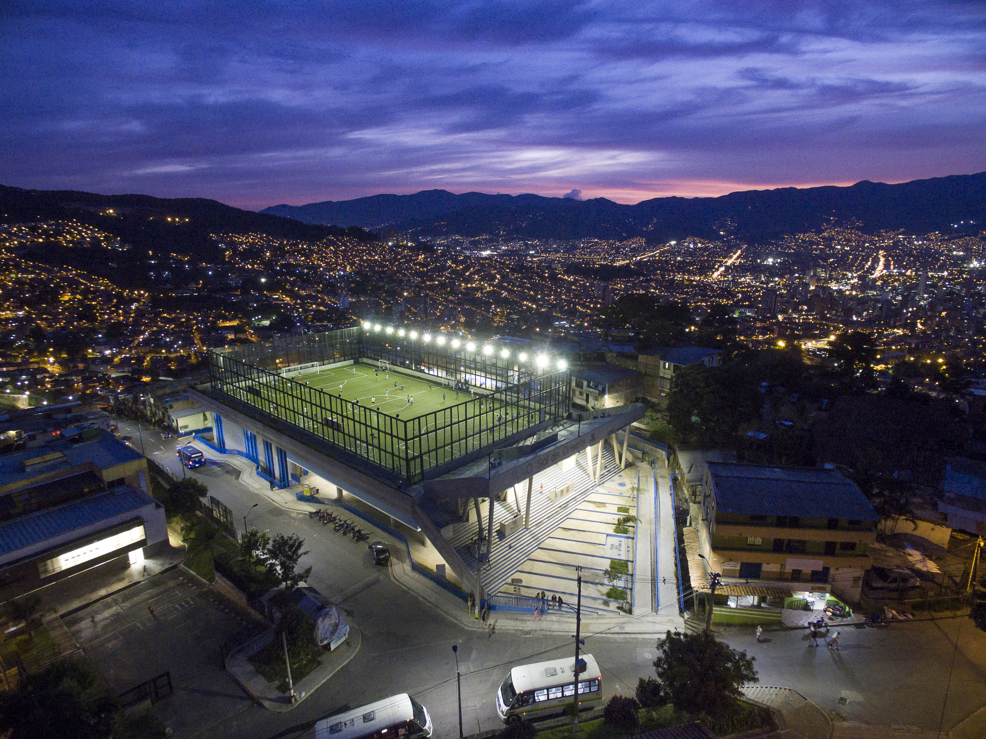 Galería de UVA Sol De Oriente / EDU - 7