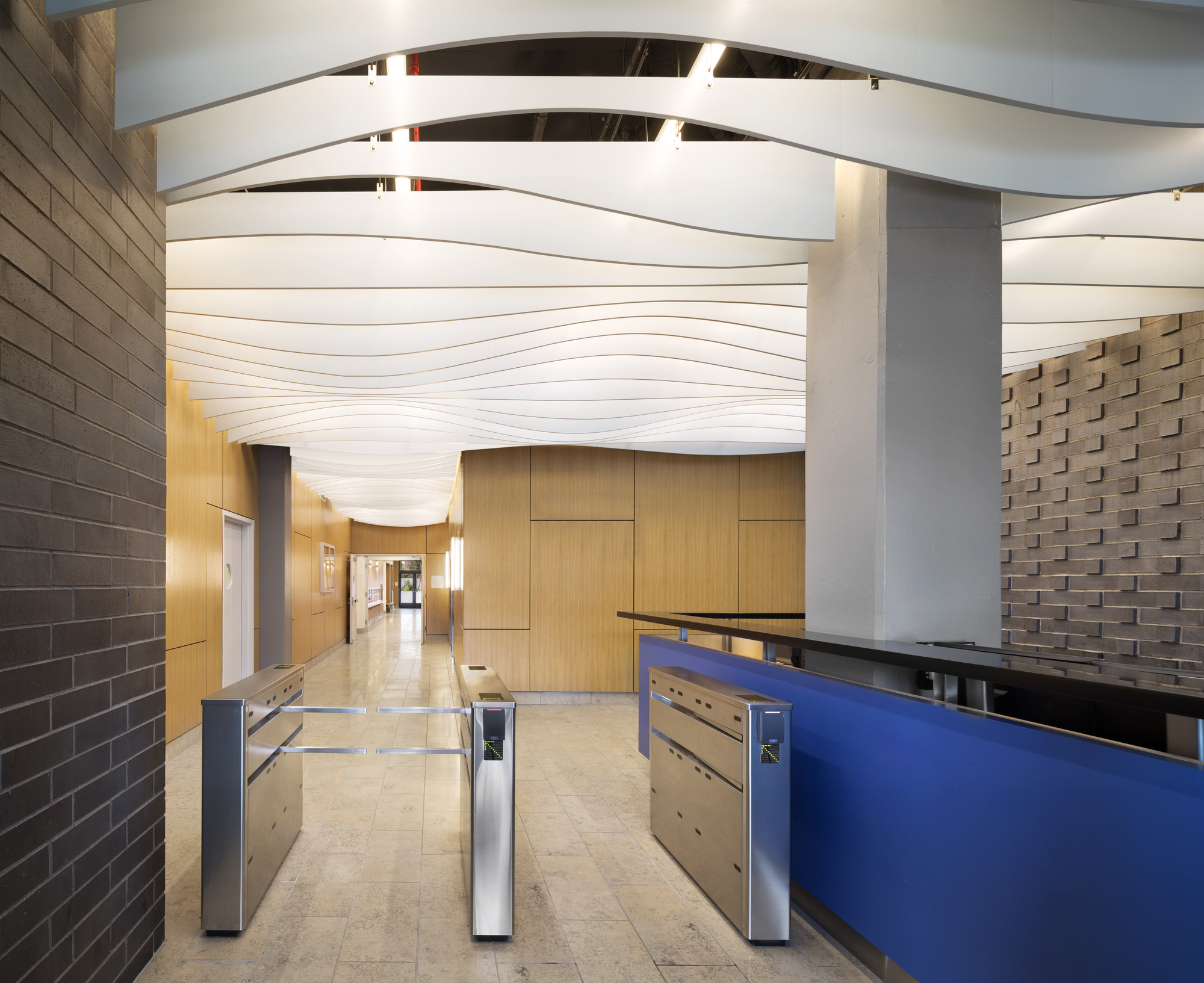 Gallery of Boston Road / Alexander Gorlin Architects - 15