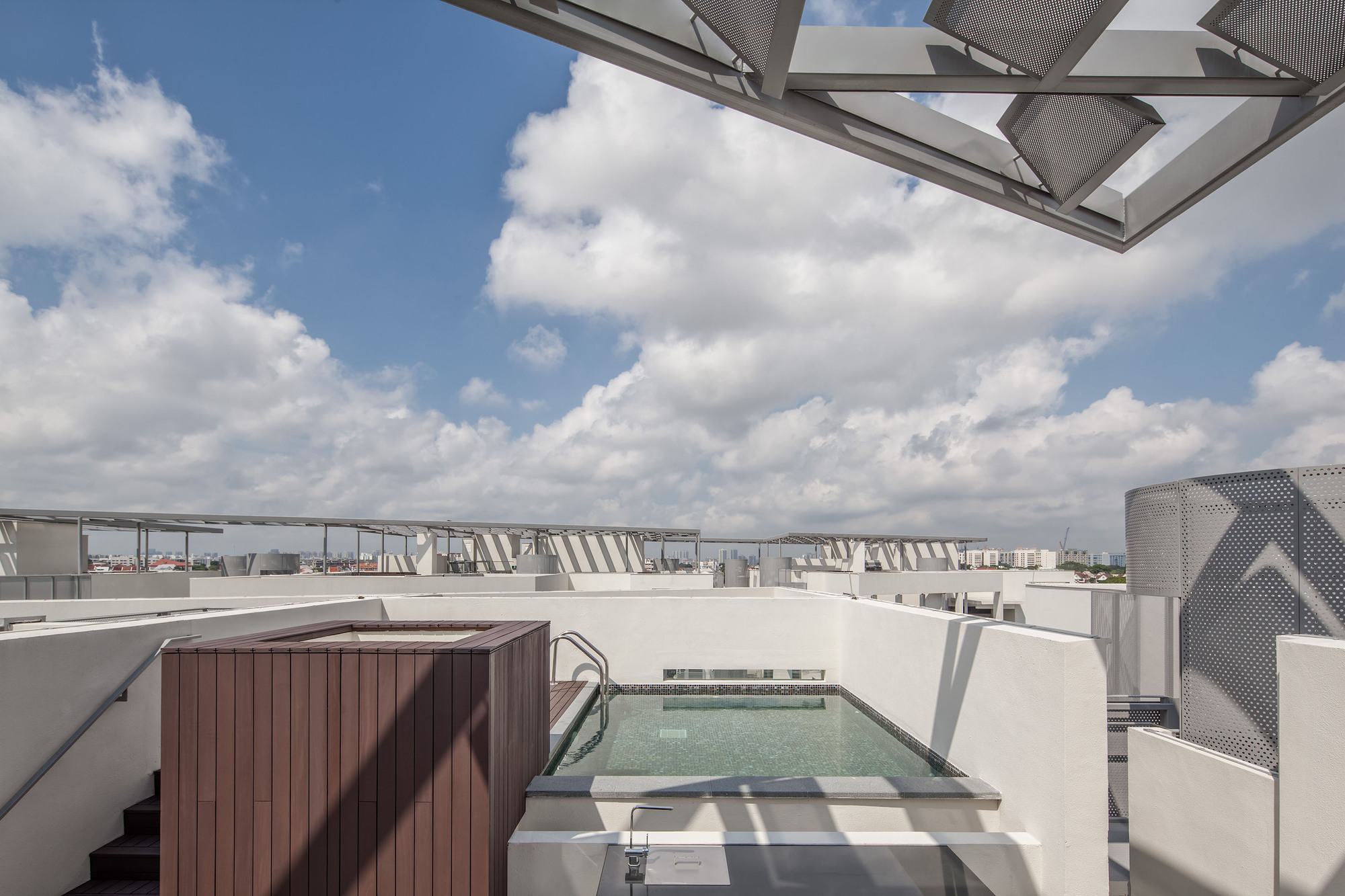 Gallery of Bliss@Kovan Condominium / LOOK Architects - 15