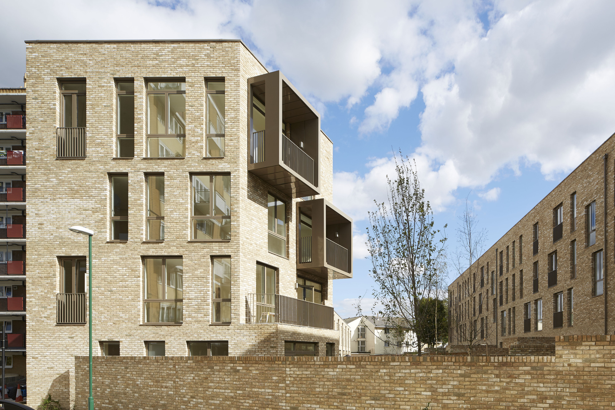 Galeria de Ely Court / Alison Brooks Architects - 4