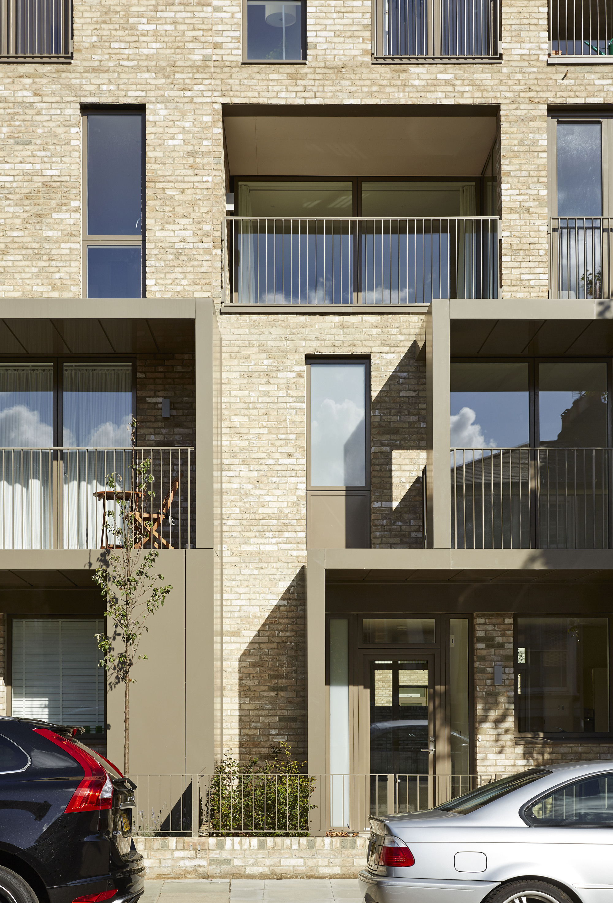 Gallery of Ely Court / Alison Brooks Architects - 7