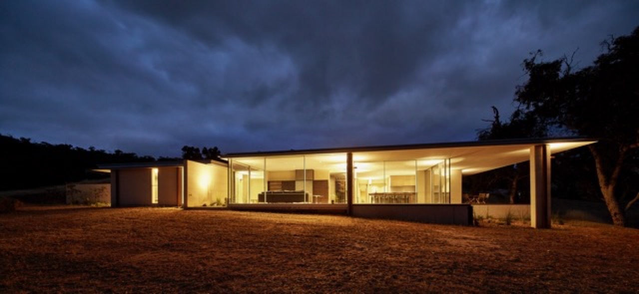 Gallery of Julimar Falls House / Studio Nicholas Burns - 6