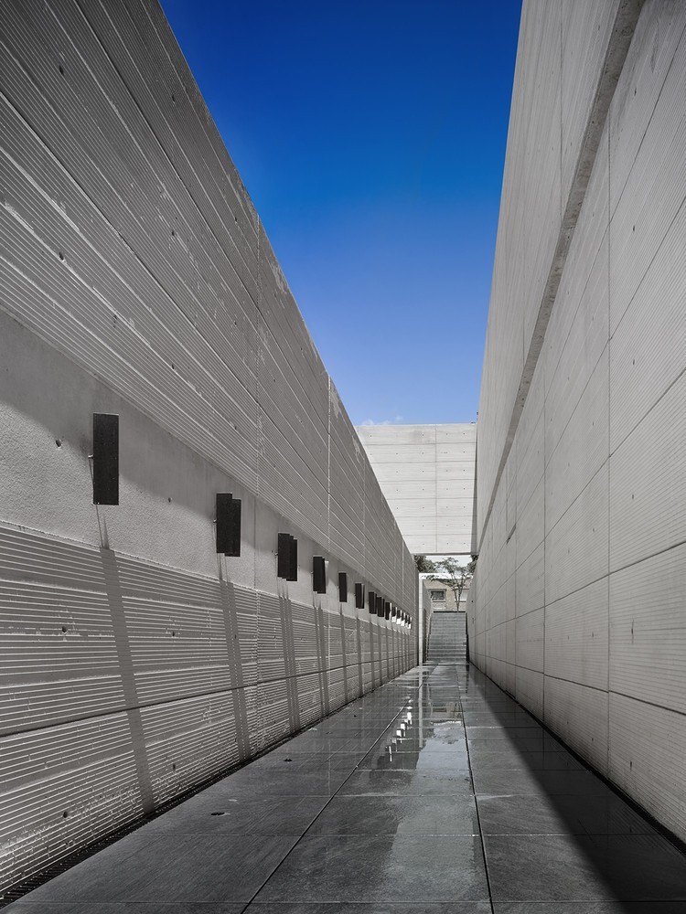 Materiales: Concreto Auto-Curable | ArchDaily en Español