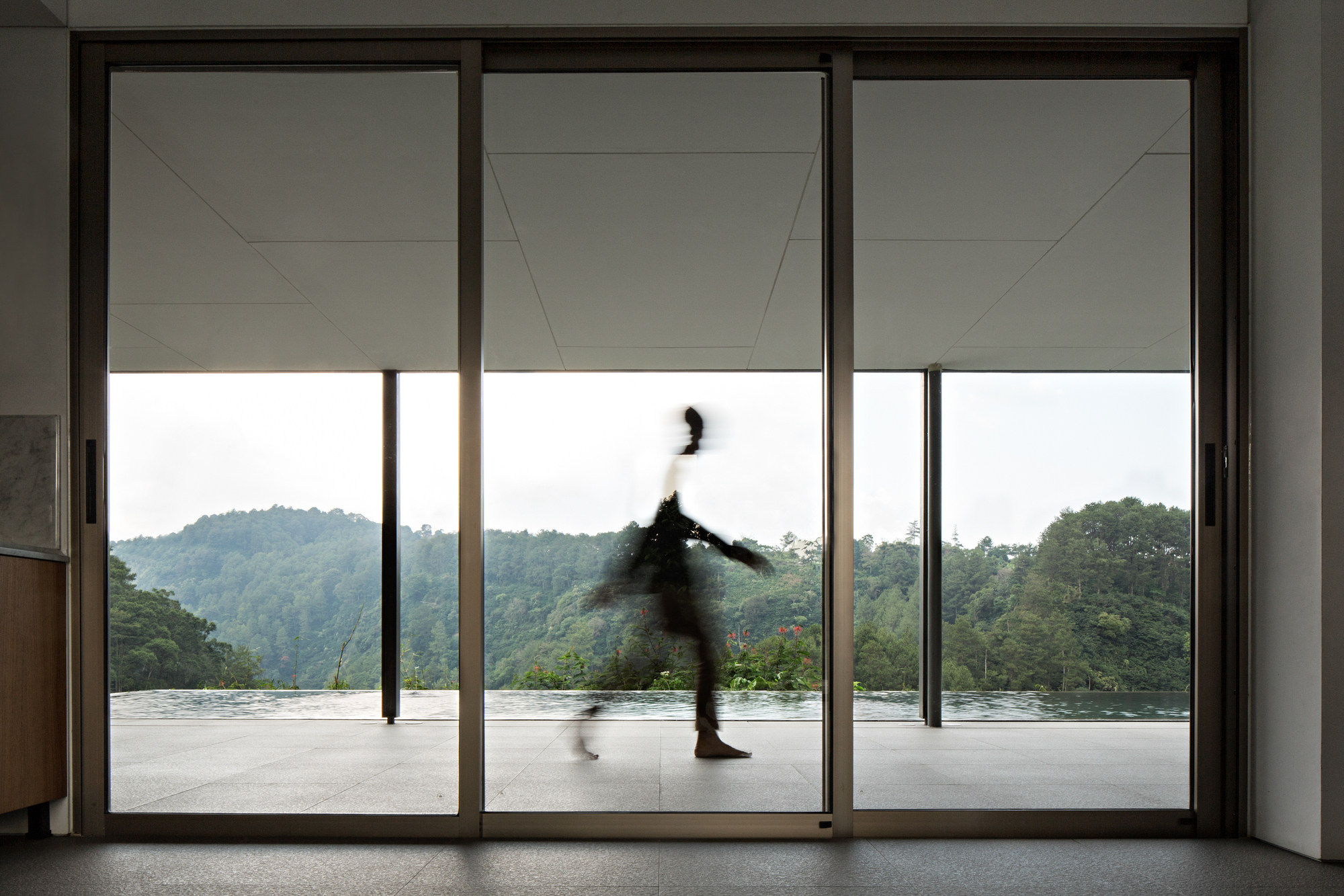 Gallery of BRG House / Tan Tik Lam Architects - 19