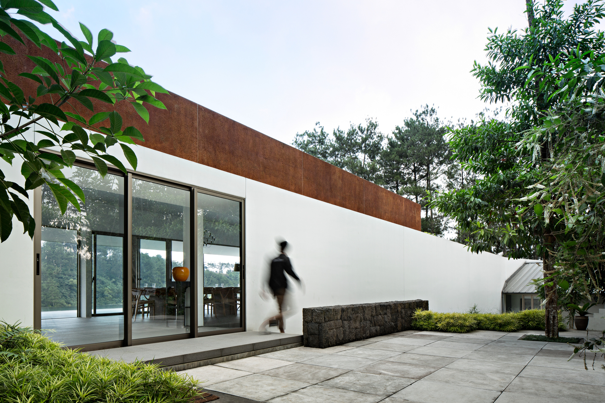 Gallery of BRG House / Tan Tik Lam Architects - 21