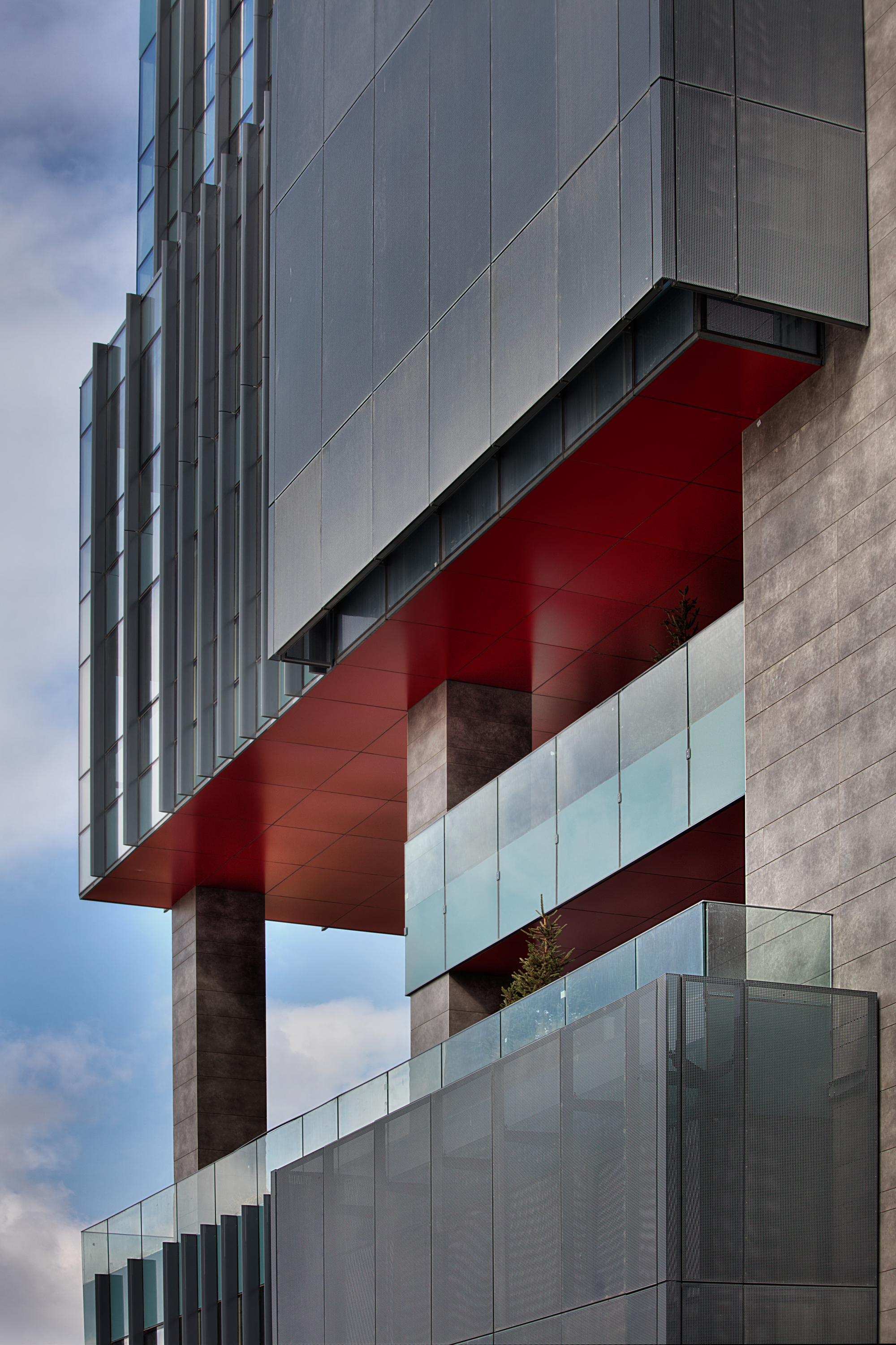 Gallery of The Ulugöl Otomoti̇v Office Building / Tago Architects - 13