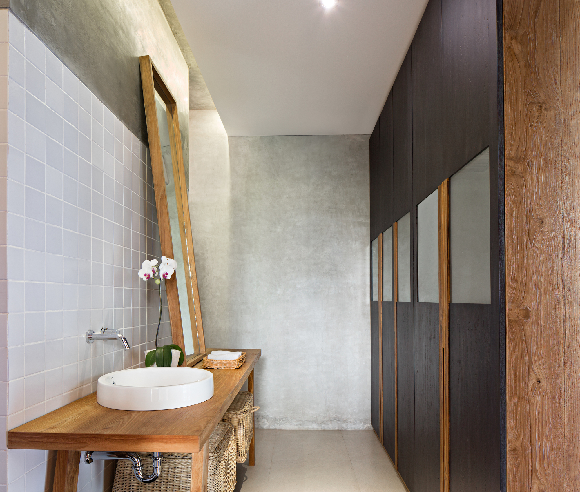 Gallery of Sujiva Living / Somia Design Studio - 17