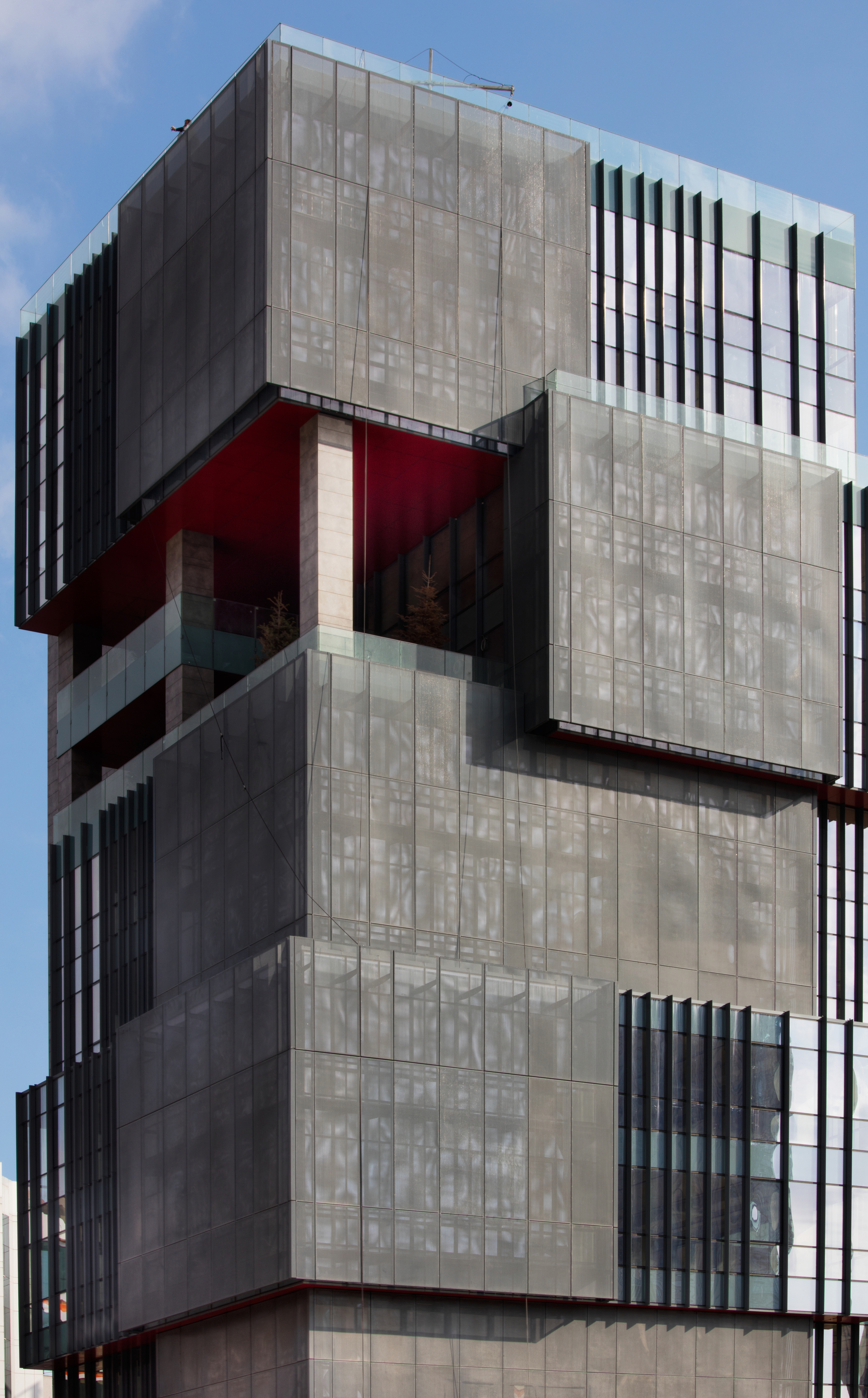Gallery of The Ulugöl Otomoti̇v Office Building / Tago Architects - 5
