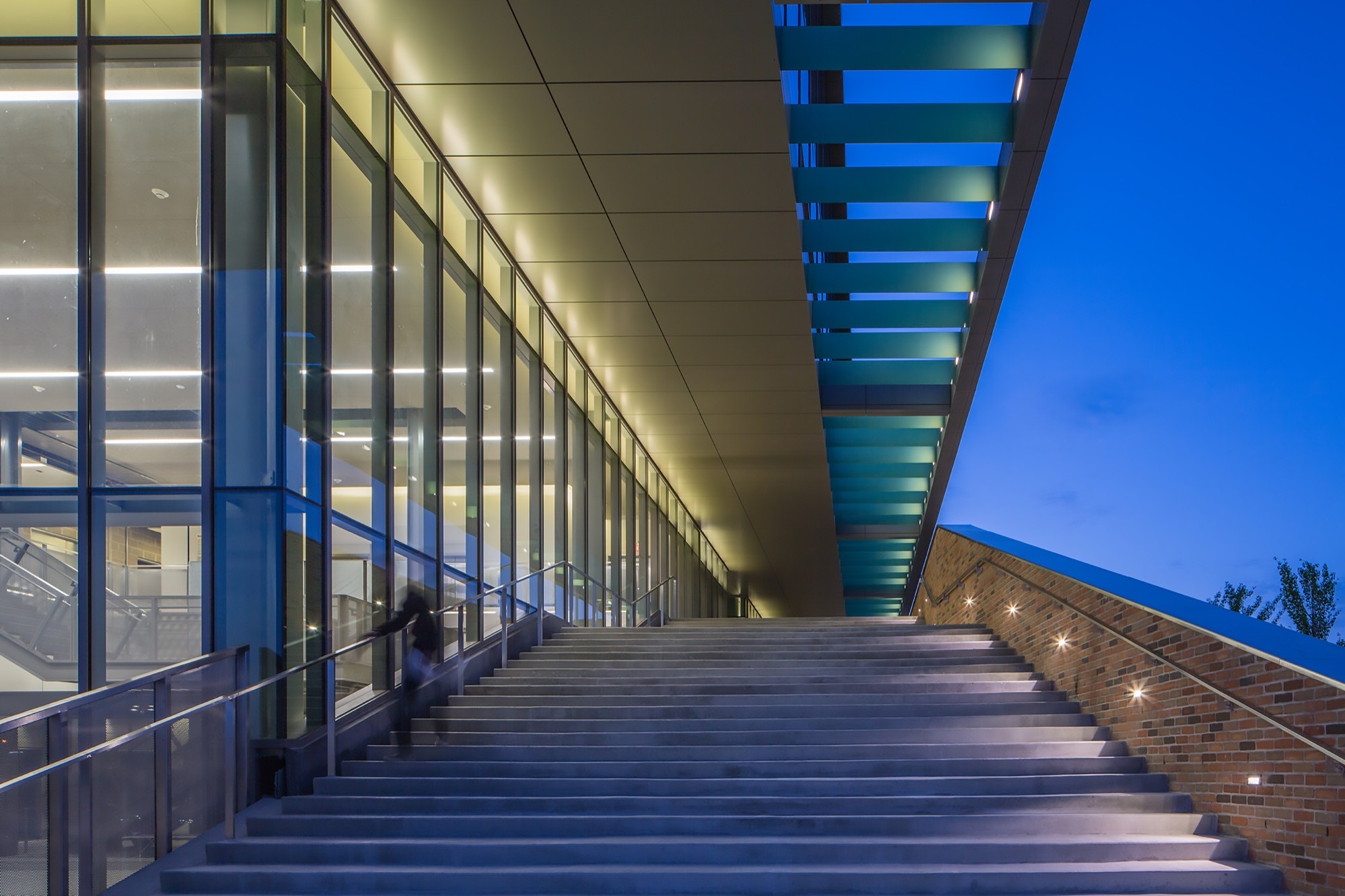 Gallery of Oakland University Engineering Center / SmithGroup - 4