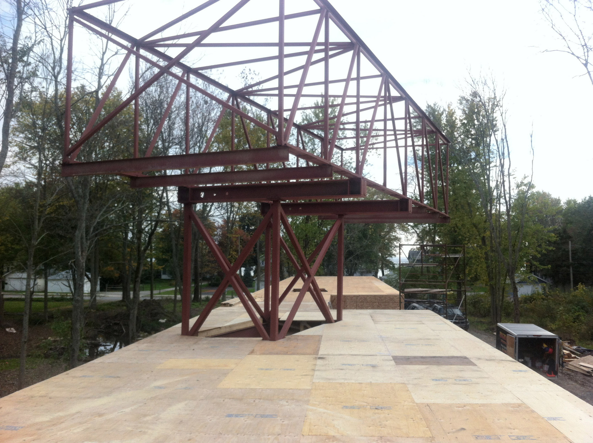 Gallery of A Bower House / Kariouk Associates - 8