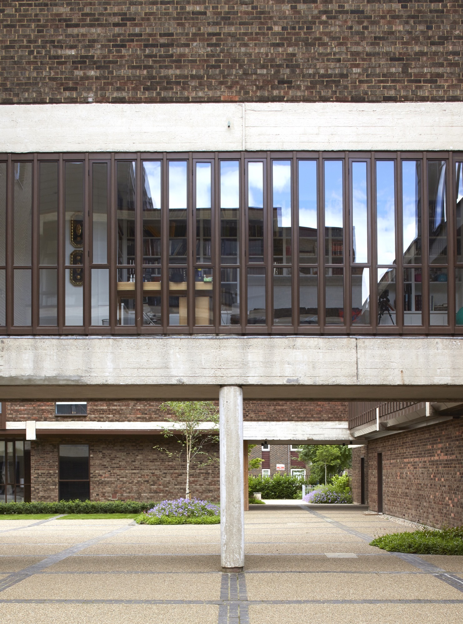 Gallery of Baylis Old School / Conran and Partners - 18