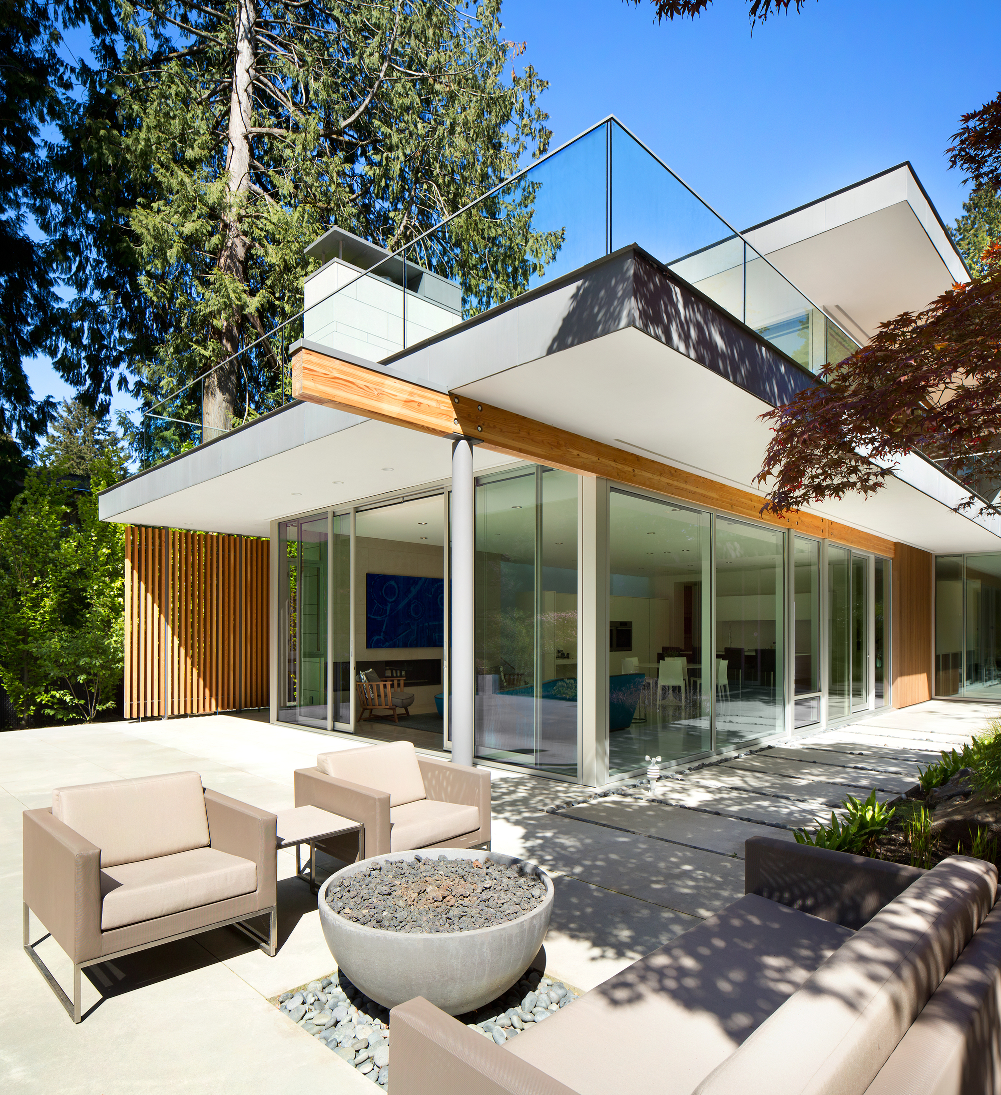 Gallery of Elm Street Residence / James K.M. Cheng Architects - 4