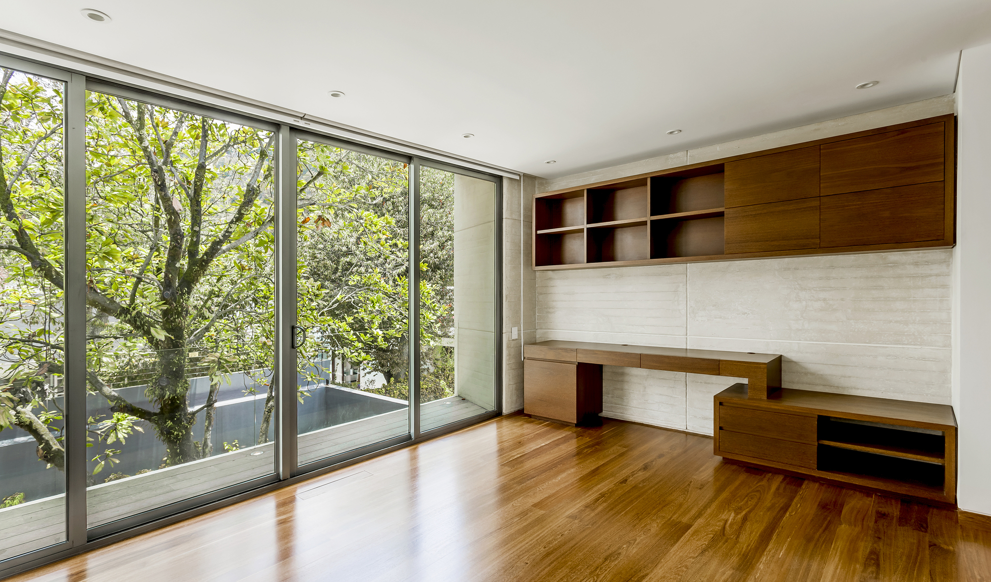 Gallery of MR House / H+H Arquitectos - 8