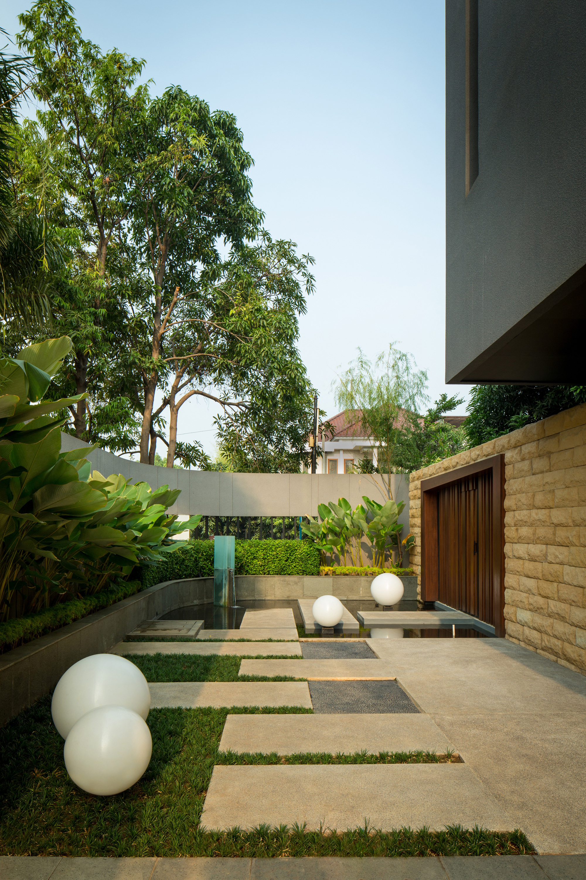 Gallery of S+I House / DP+HS Architects - 2