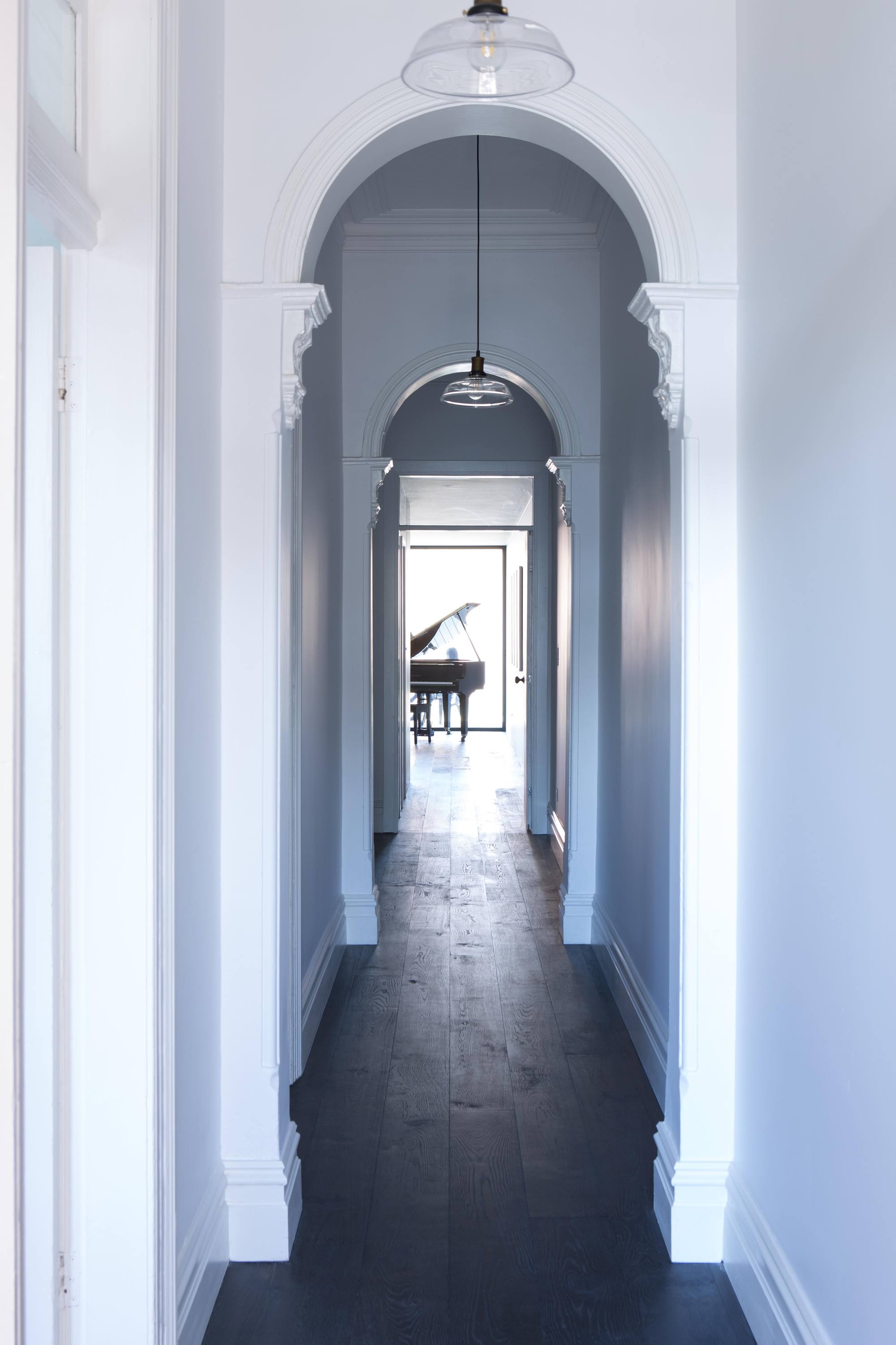 Gallery of Llewellyn House / studioplusthree - 10
