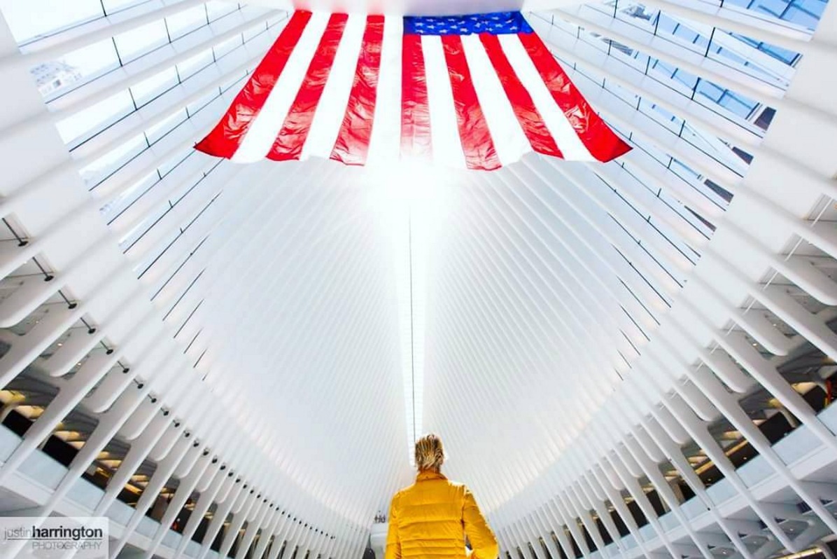 'Oculus' de Santiago Calatrava se abre hacia el cielo en recuerdo del 9 ...