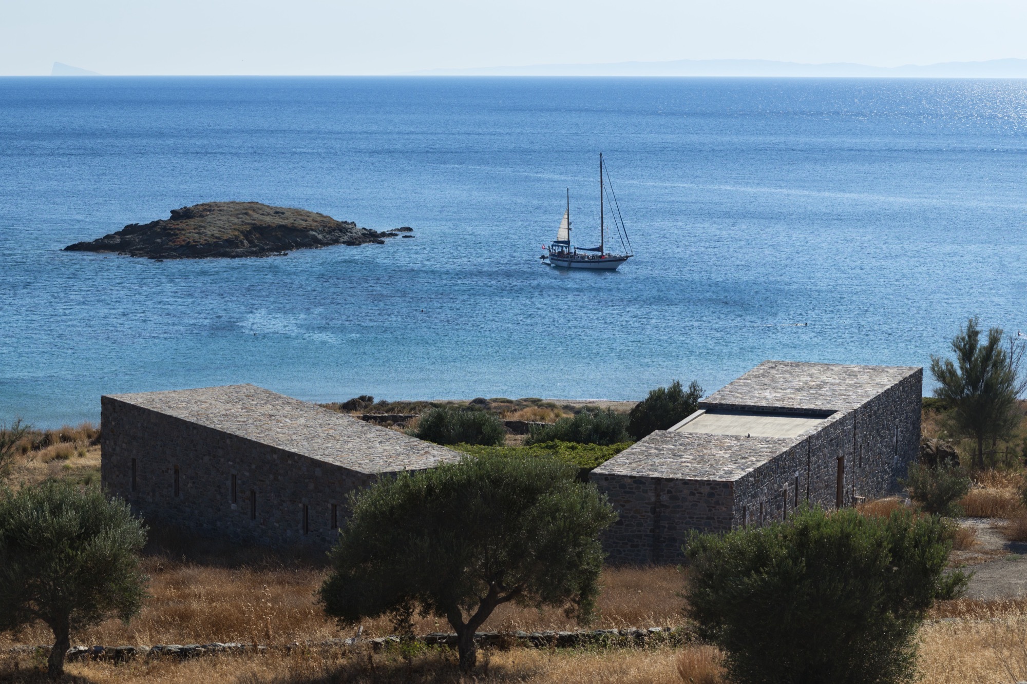 Gallery of Syros House / Katerina Tsigarida Architects - 9