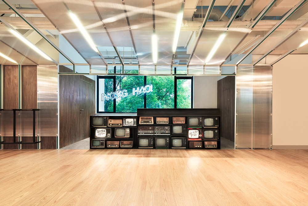 Galería de WeWork Yangping Lu / Linehouse - 5