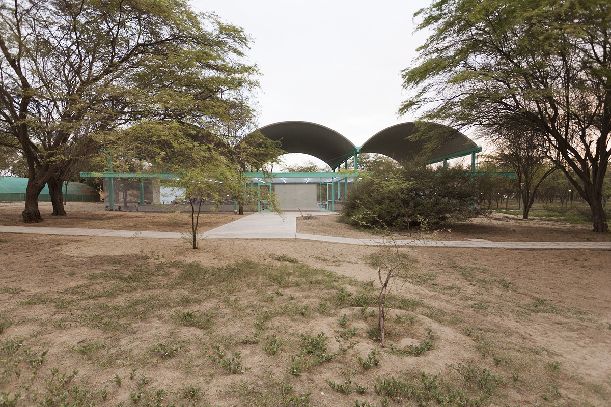 Gallery of Design Lab in the Desert / Losada Rodríguez Arquitectos - 10
