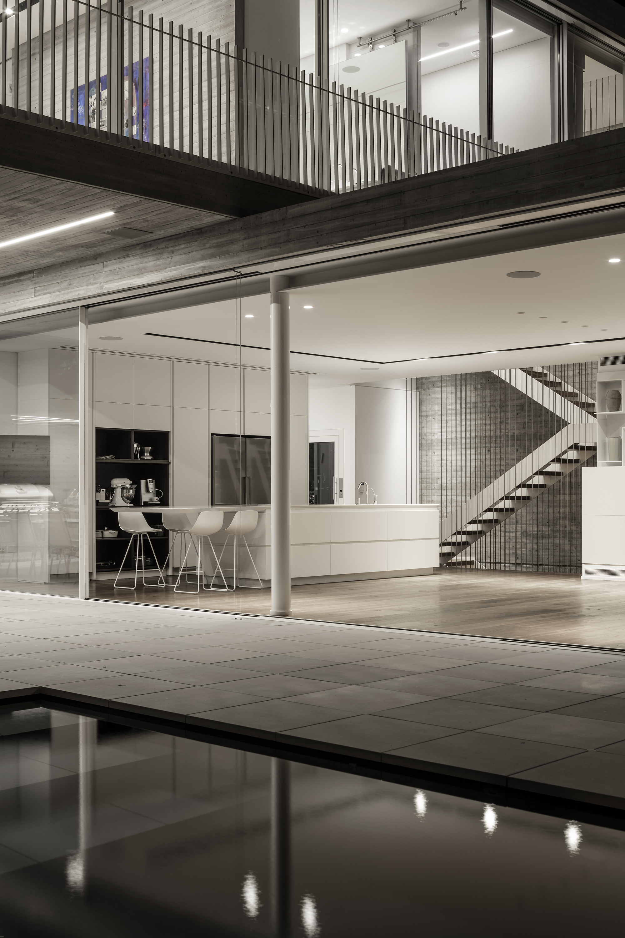 Gallery of Dual House / Pitsou Kedem Architects + Axelrod Architects - 15