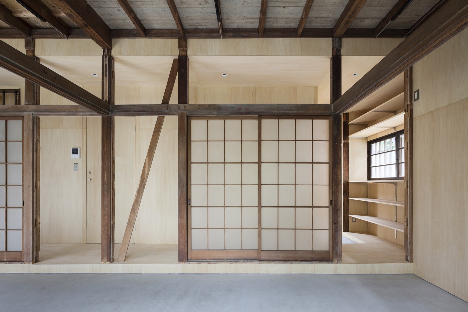 Gallery of House in Bandoubashi / 2001 - 12