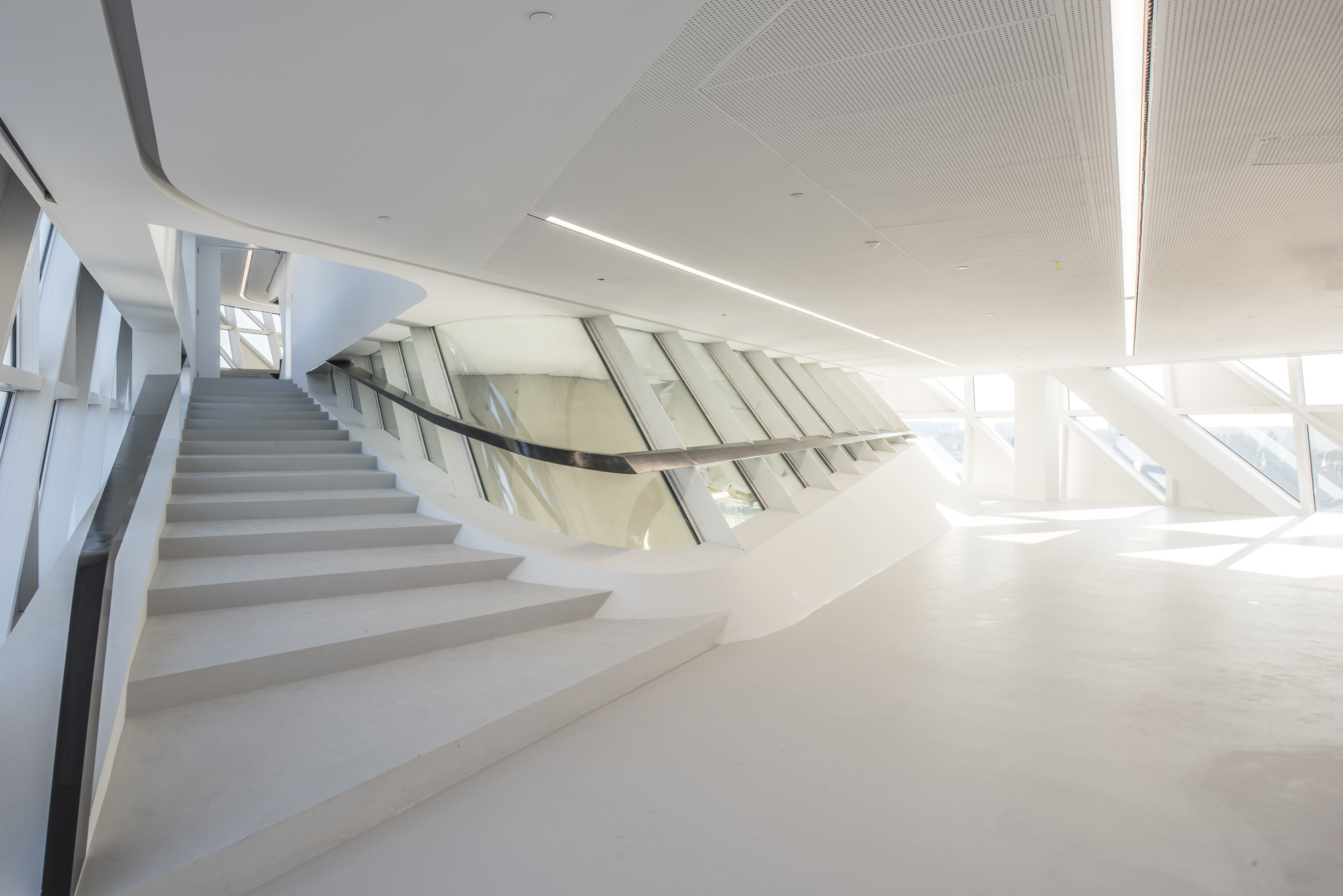 Gallery of Antwerp Port House / Zaha Hadid Architects - 6