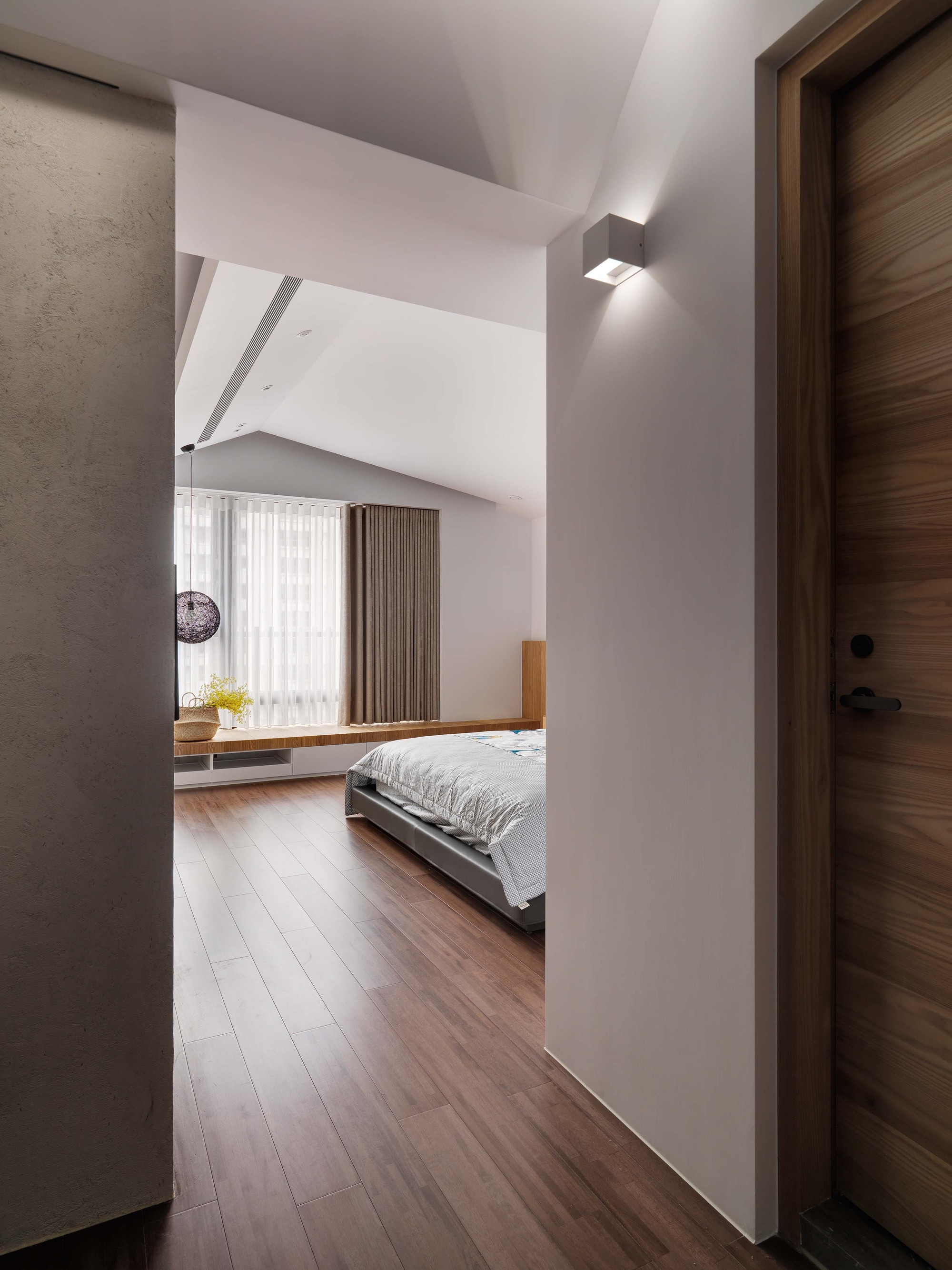 Gallery of Jade Apartment / Ryan Lai Architects - 30