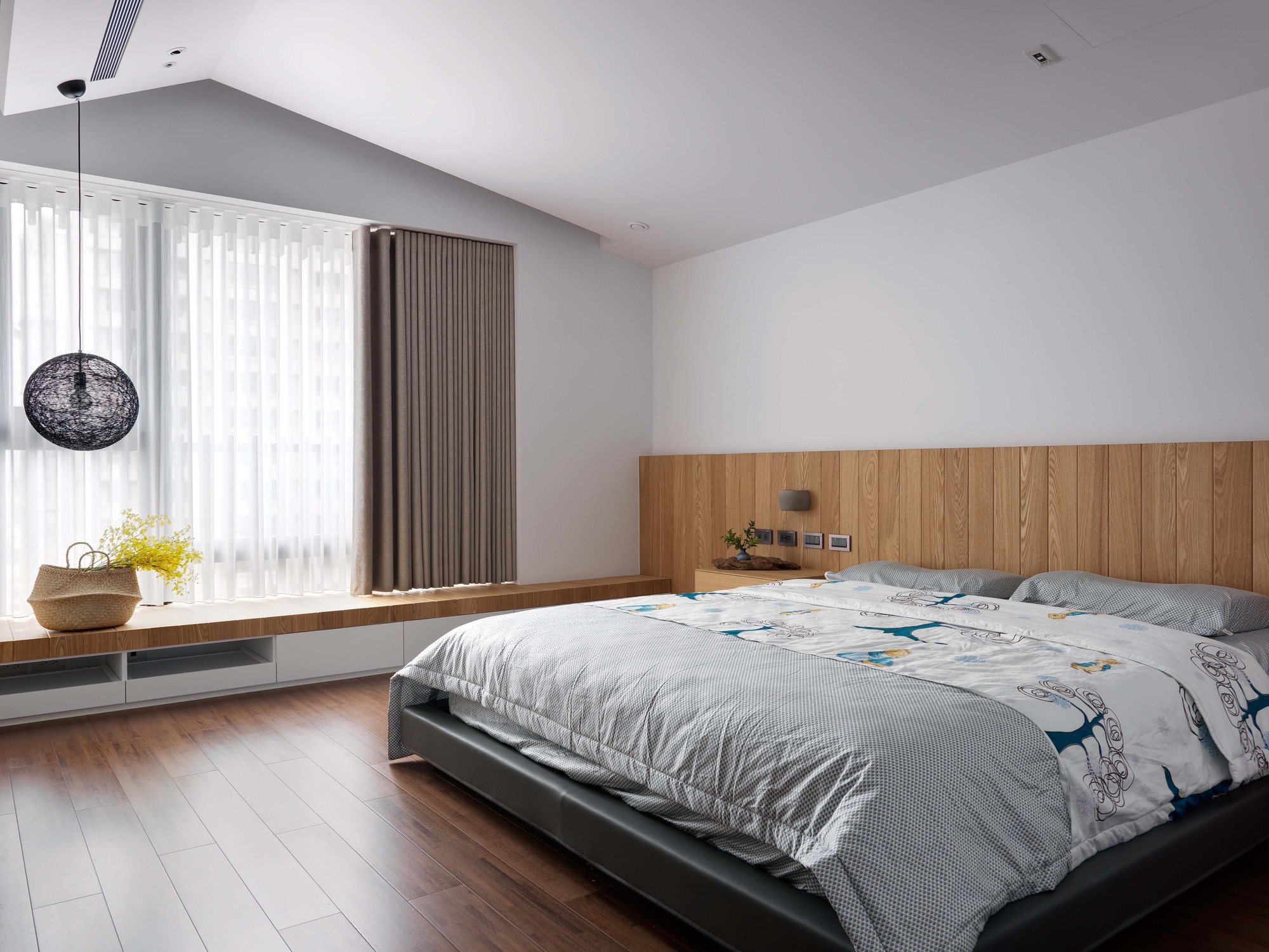 Gallery of Jade Apartment / Ryan Lai Architects - 31