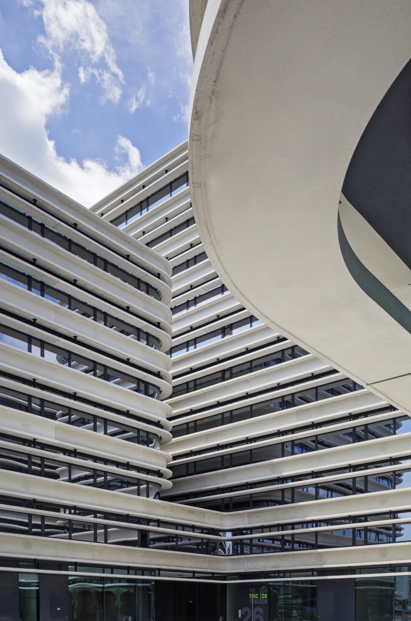 Gallery of Tic Tric Trac / Baumschlager Eberle Architekten - 7