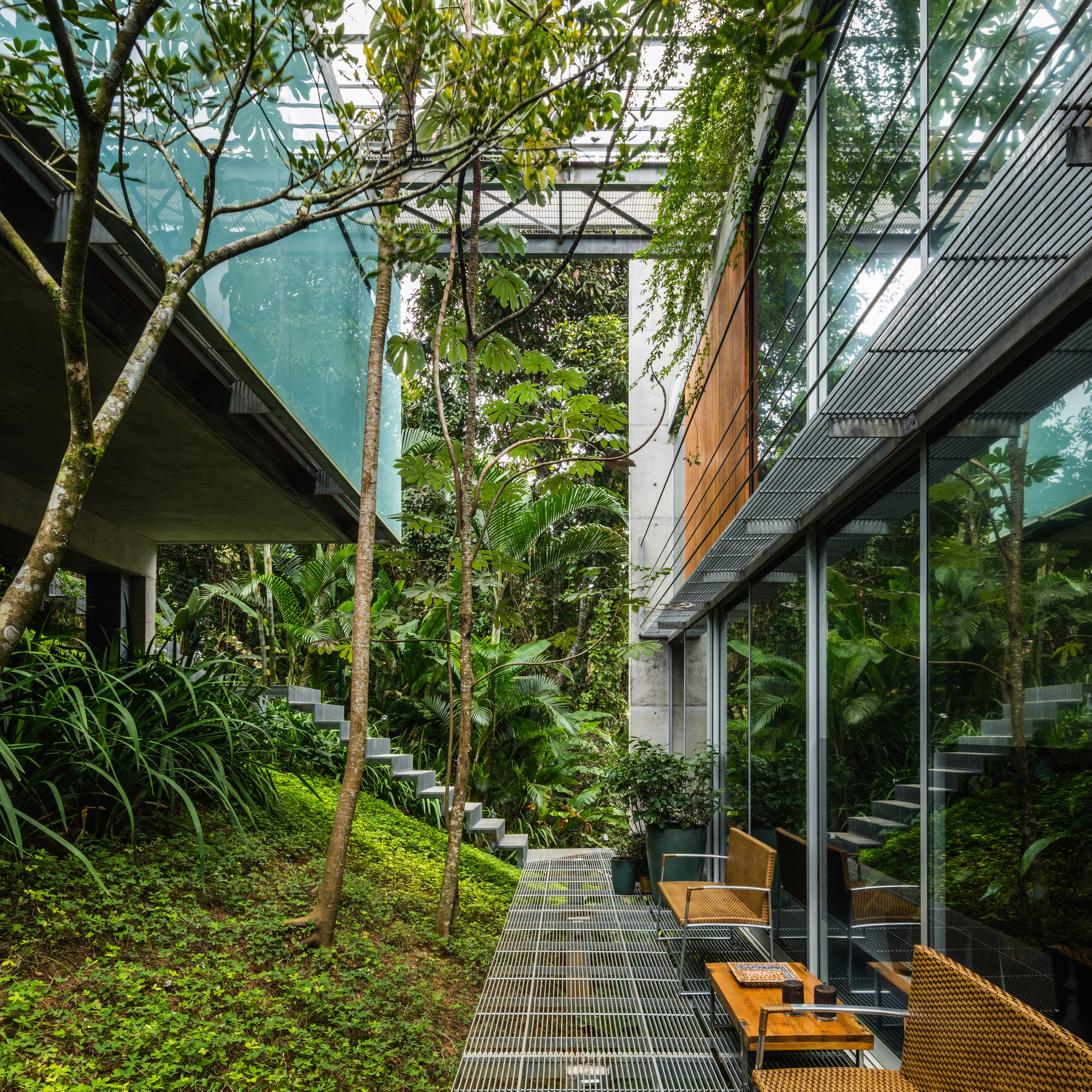 Gallery of Ubatuba House II / SPBR Arquitetos - 14