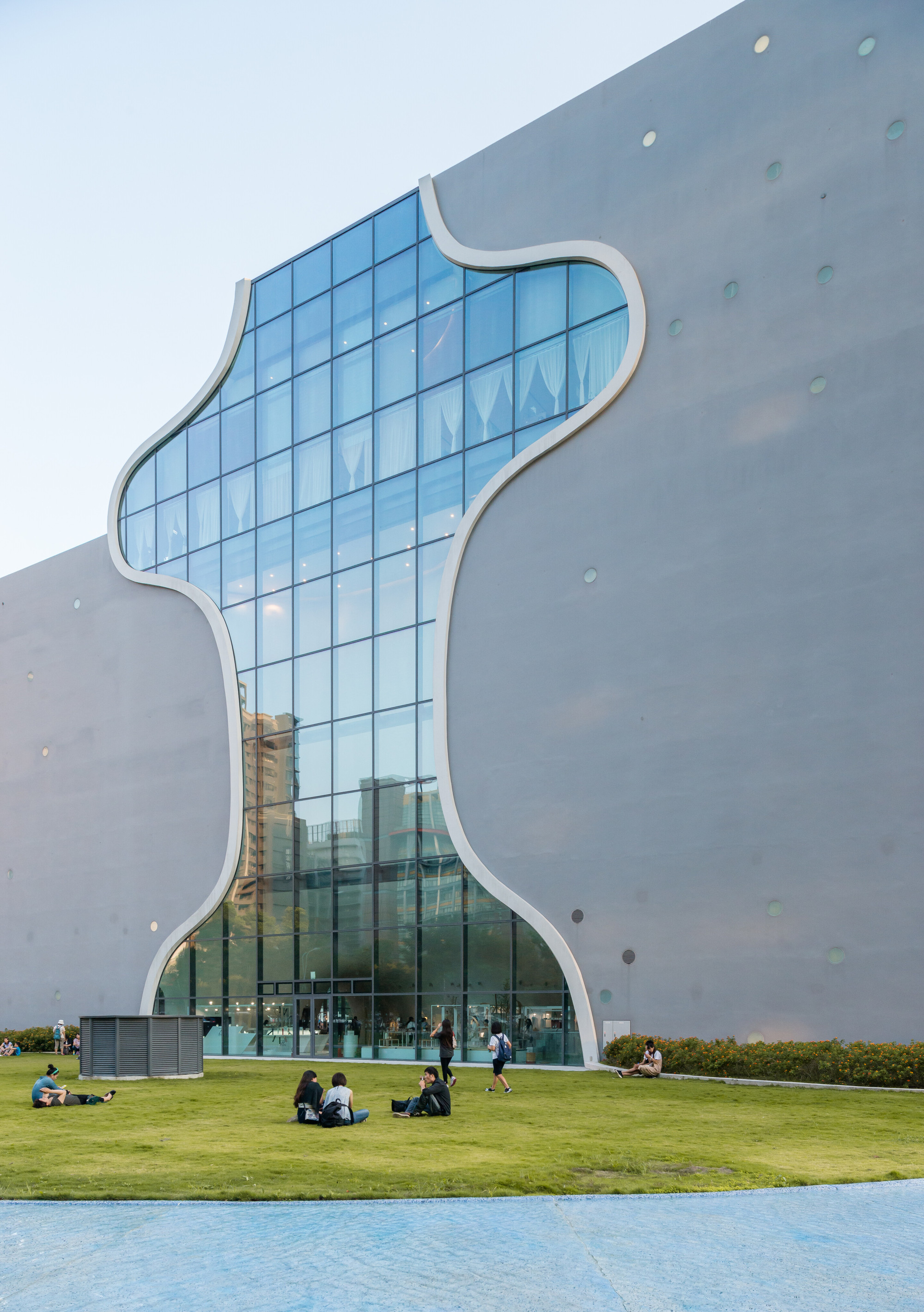 Gallery of Toyo Ito's Taichung Metropolitan Opera House Photographed by ...