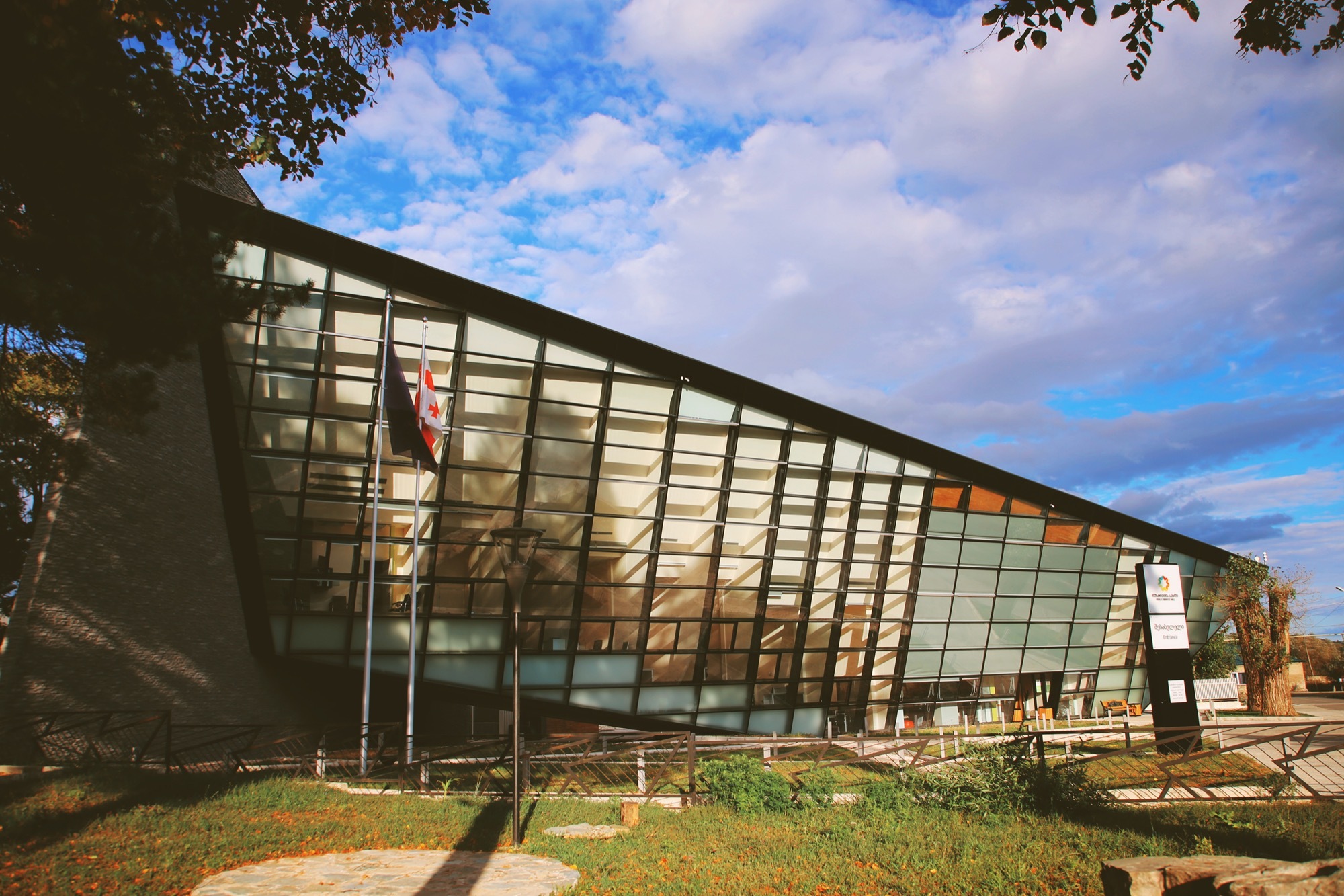 Gallery of Public Service Hall in Tianeti / MHD Group - 18