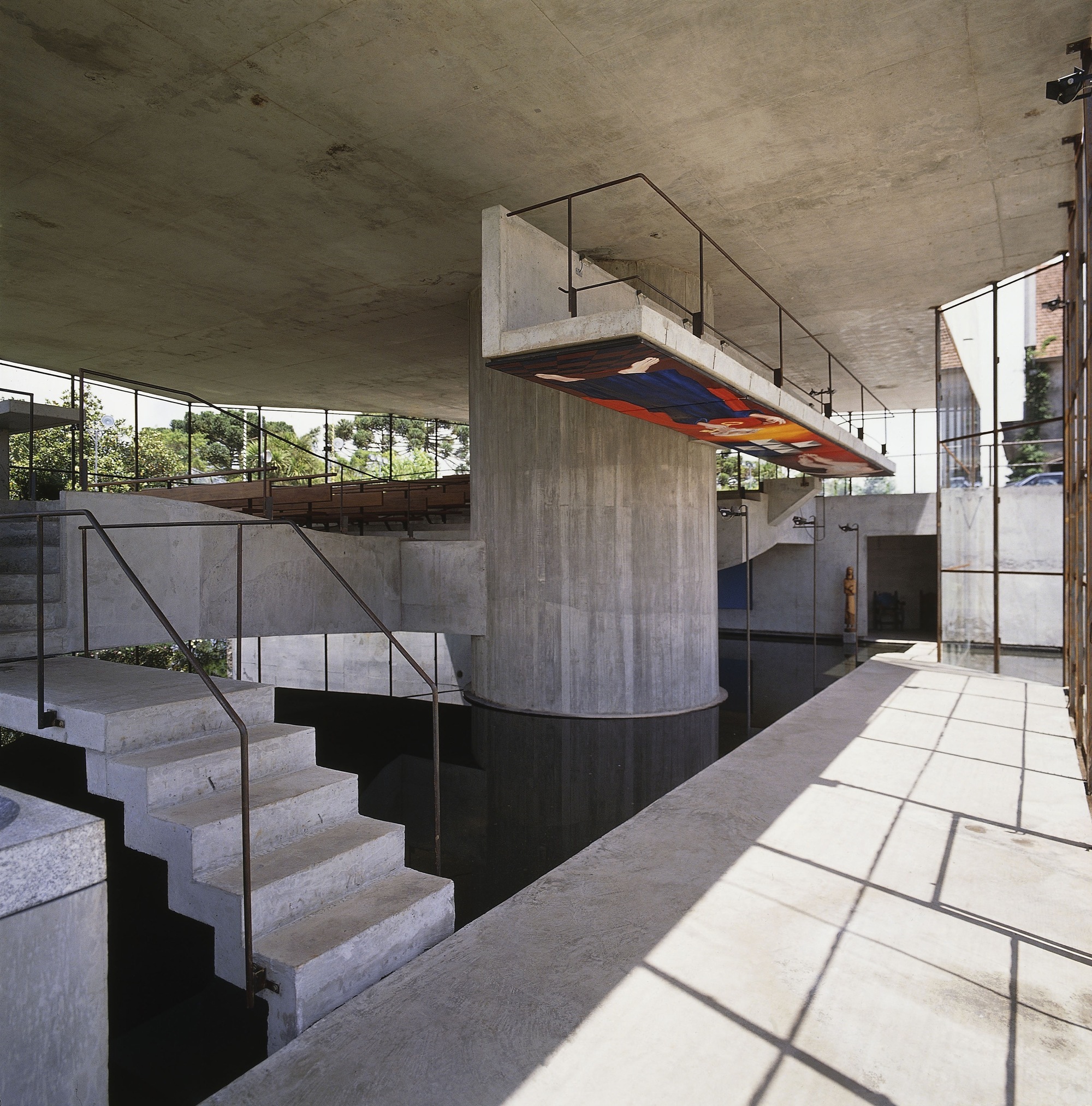 Gallery of Paulo Mendes da Rocha: “Architecture Does Not Desire to Be ...