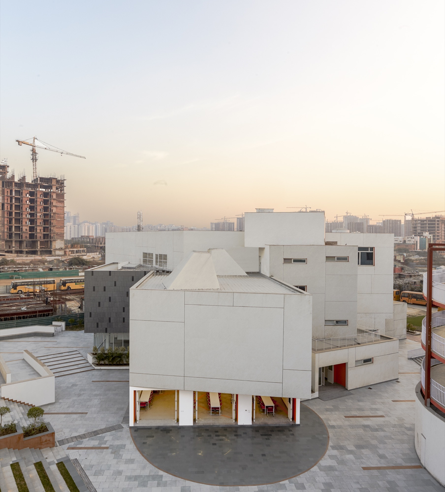 Gallery of MPH Block / R+D Studio - 18