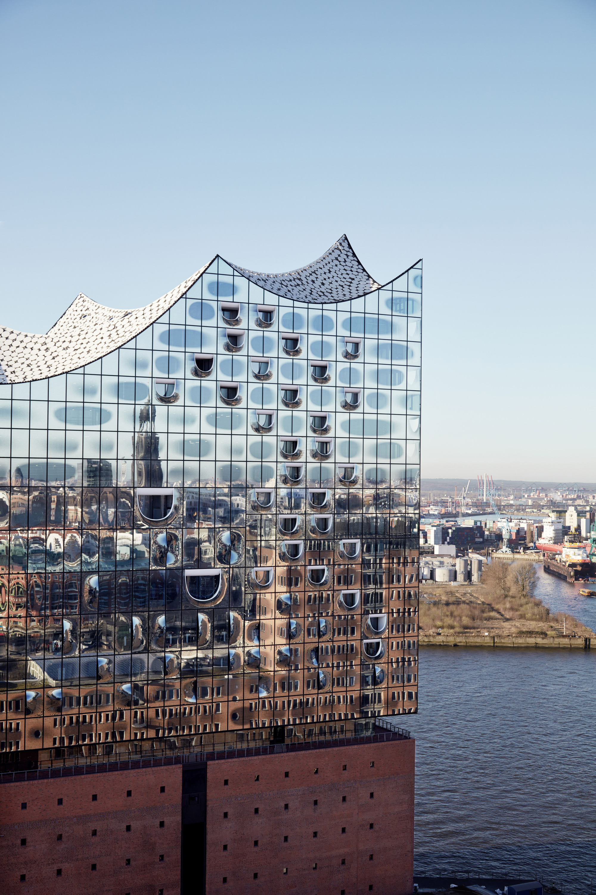 Gallery of Veiled in Brilliance: How Reflective Facades Have Changed ...
