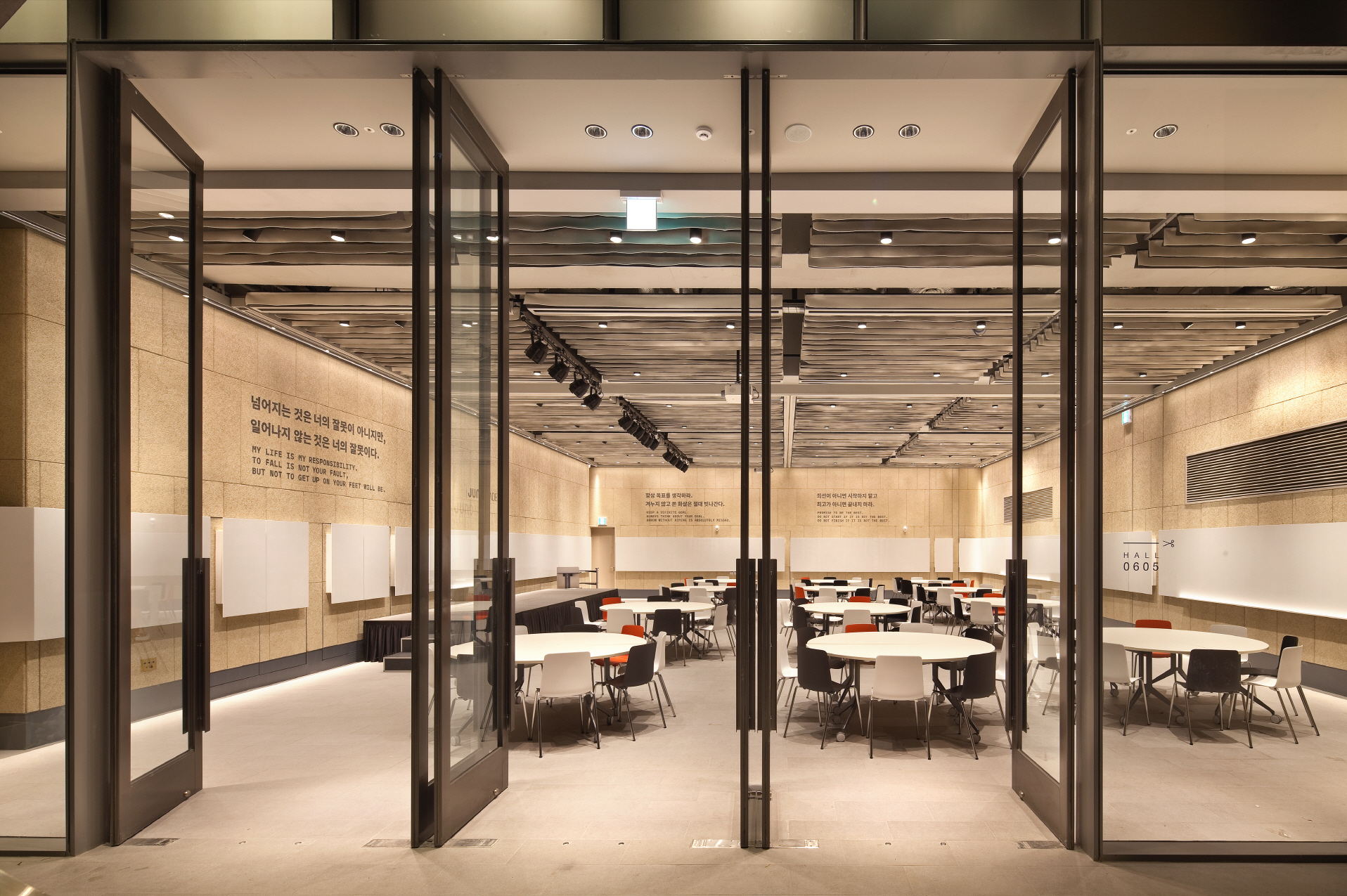 Gallery of Juno Academy / AI Architects - 6