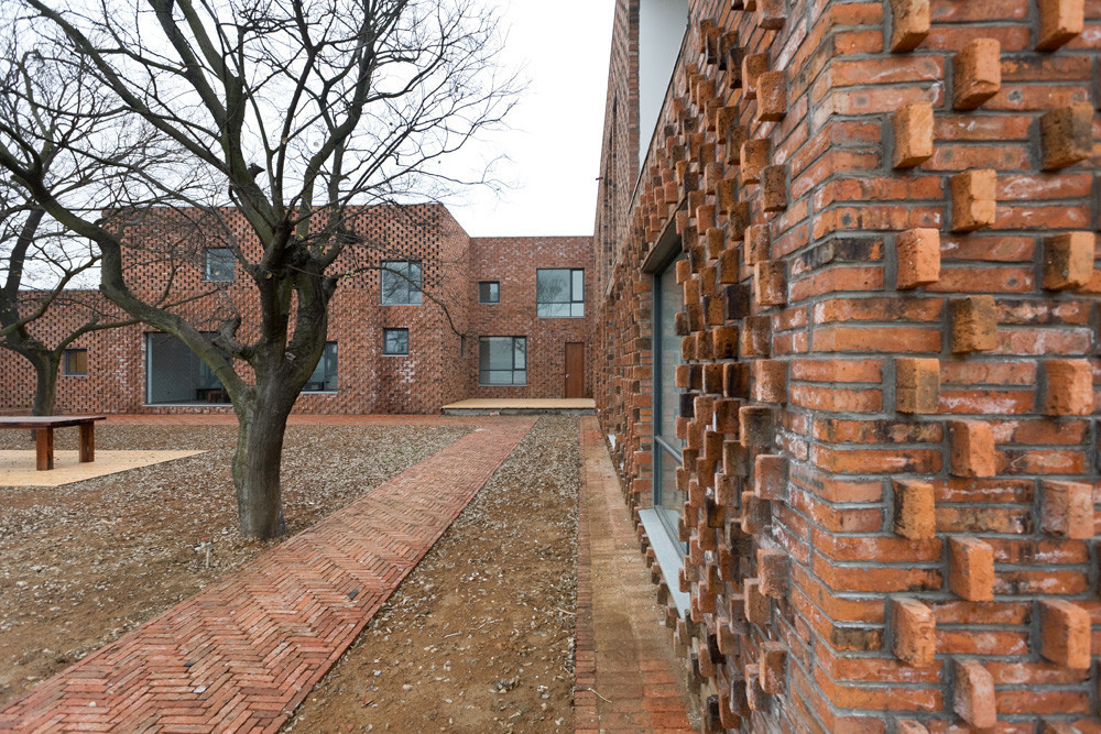 Gallery of 16 Details of Impressive Brickwork - 45