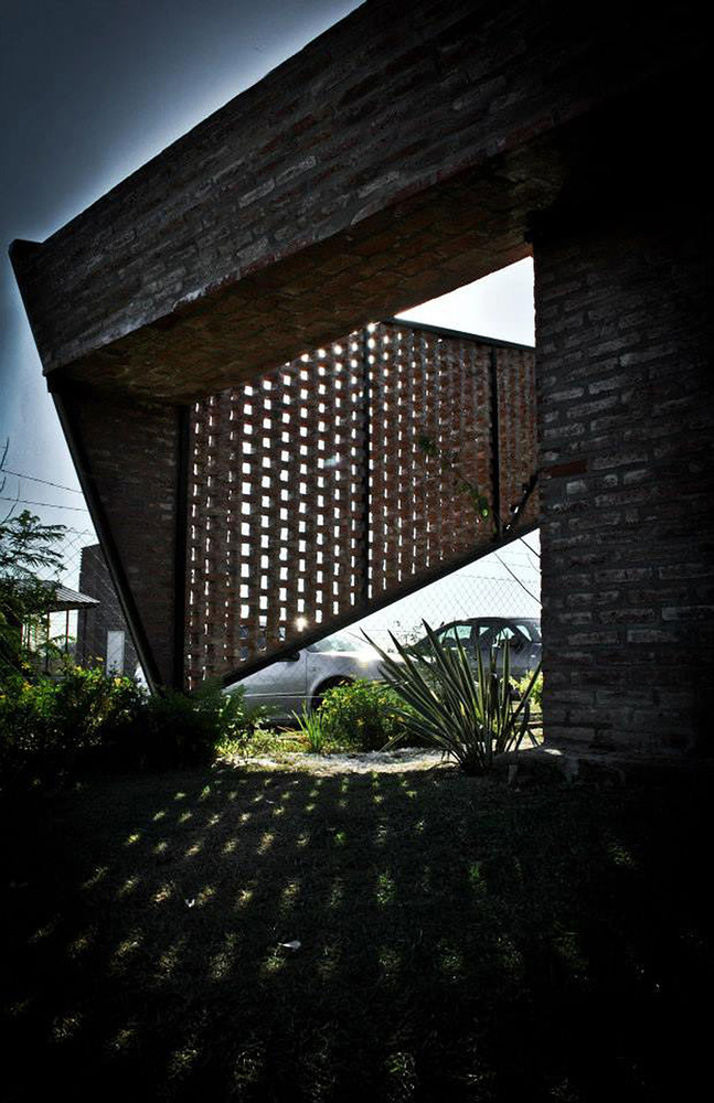 Galería de 16 Detalles constructivos de aparejo de ladrillos - 43