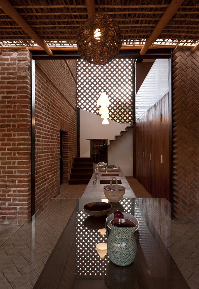 Gallery of 16 Details of Impressive Brickwork - 42