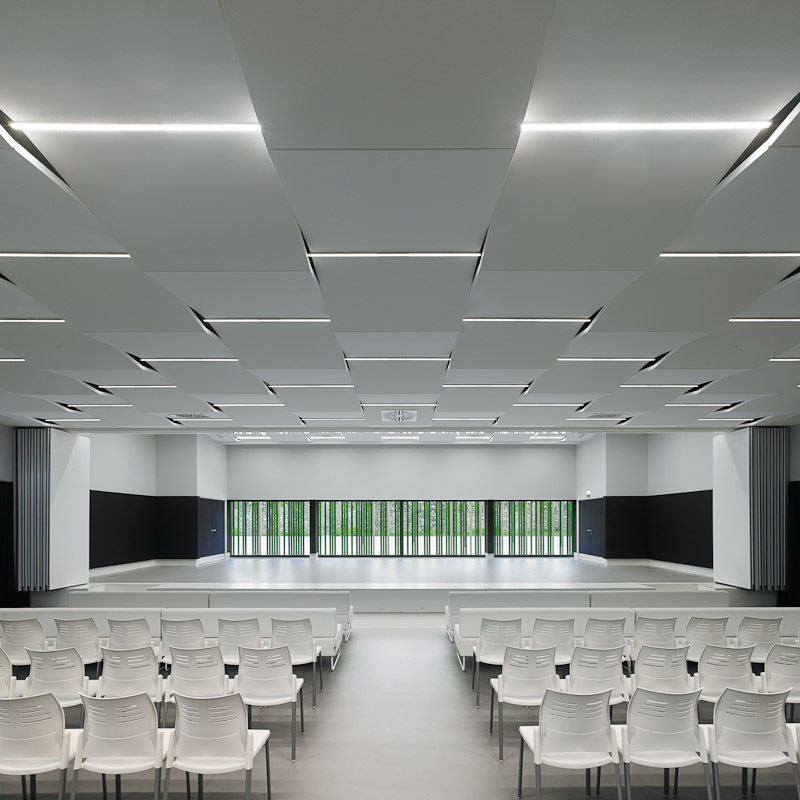 Gallery of Salcedo Social Center / Santos y Mera Arquitectos S.L.P - 9