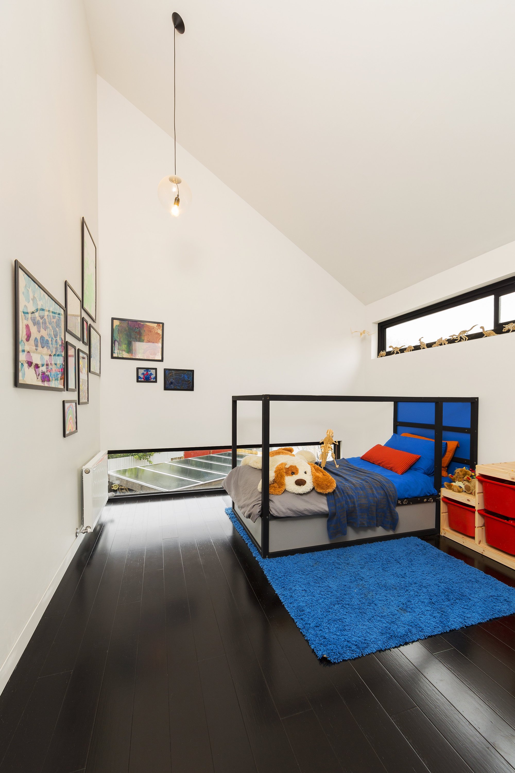 Gallery of Monolith House / Rara Architecture - 16