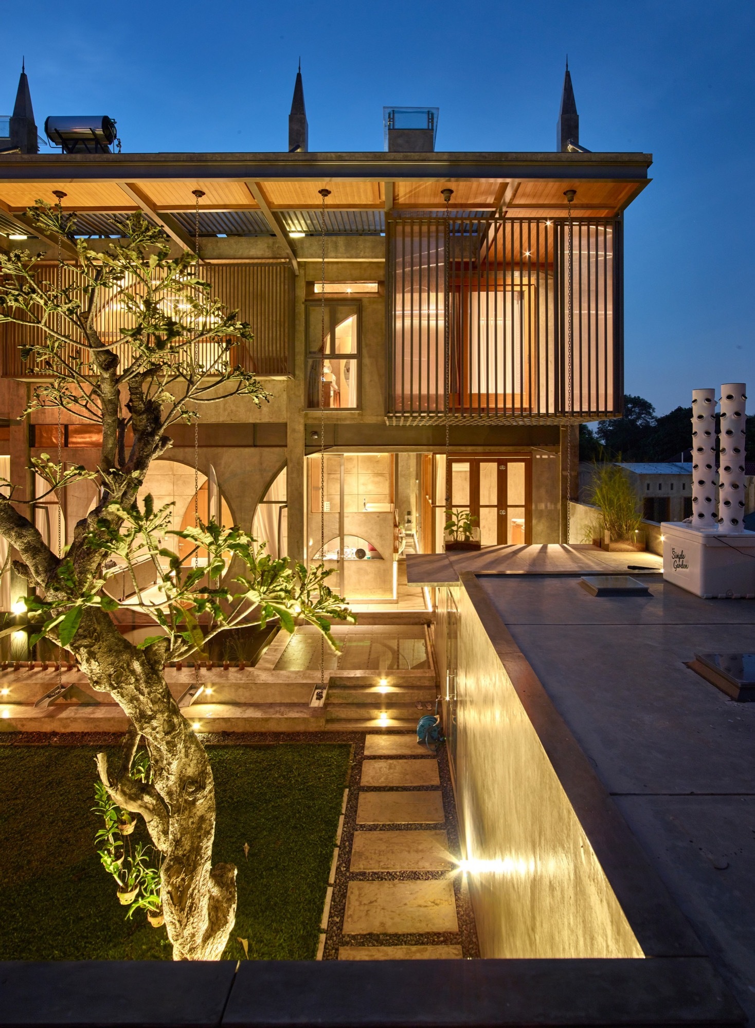 Gallery of The Guild House / Realrich Architecture Workshop - 9