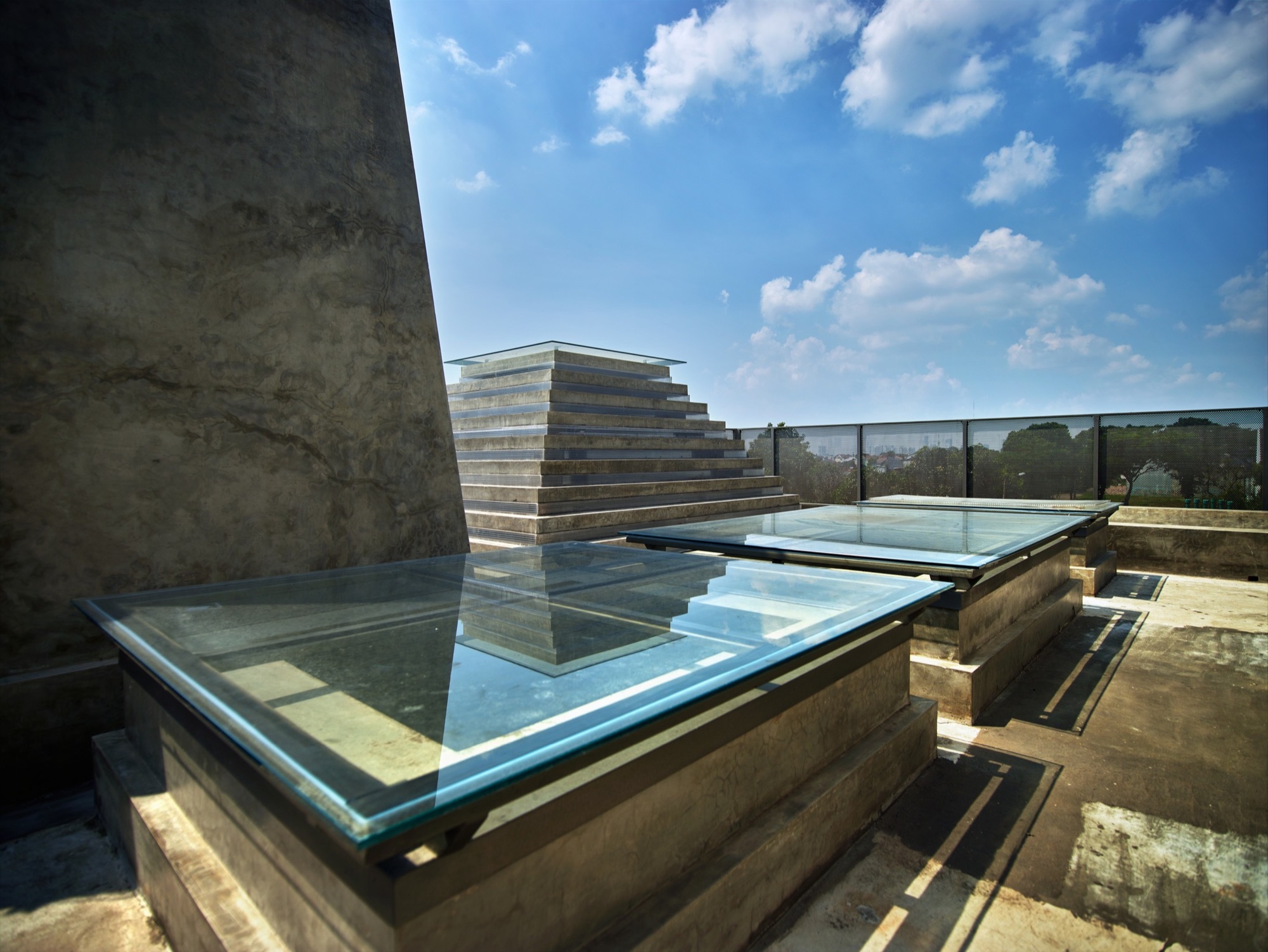 Gallery of The Guild House / Realrich Architecture Workshop - 15