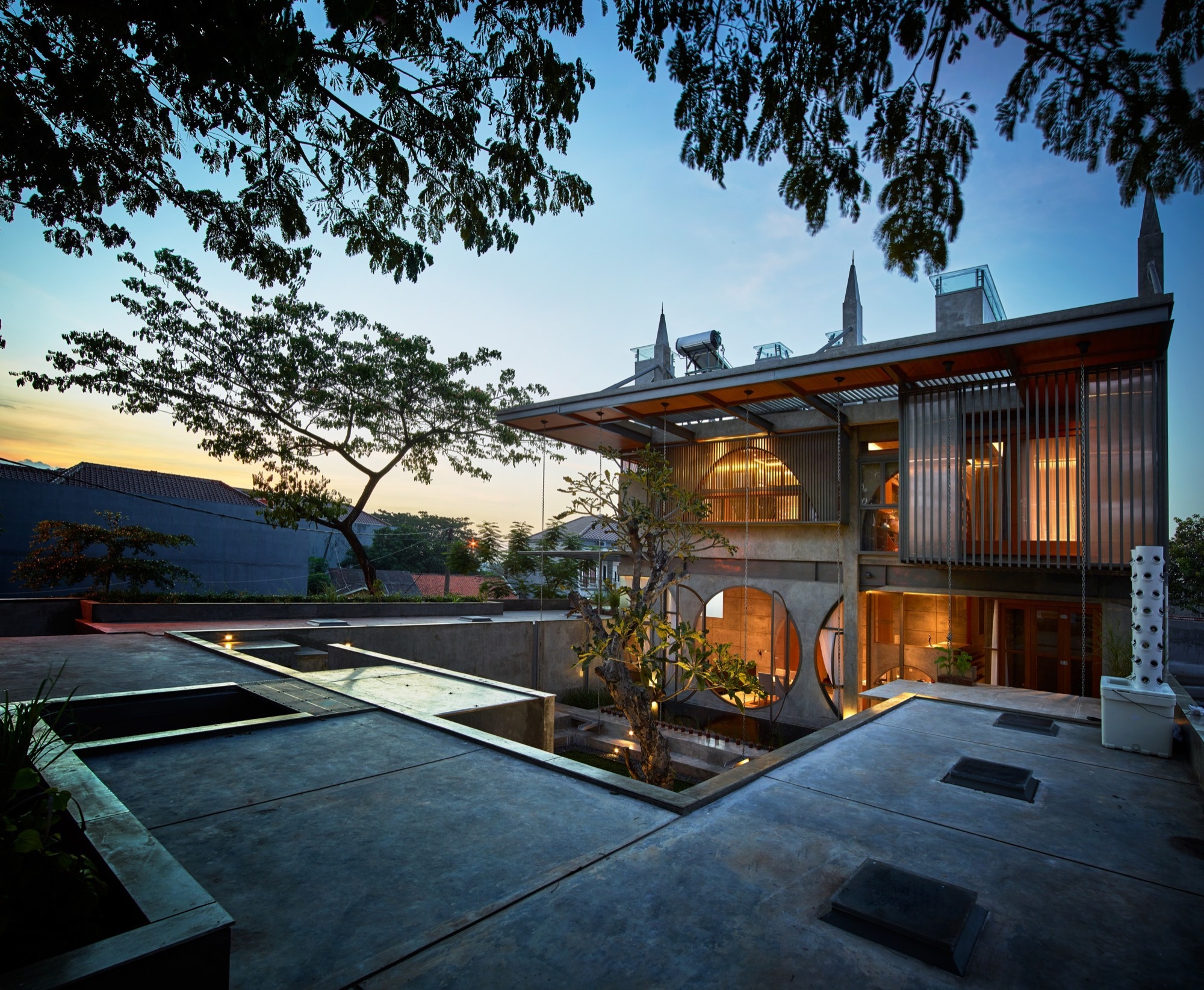 Gallery of The Guild House / Realrich Architecture Workshop - 26