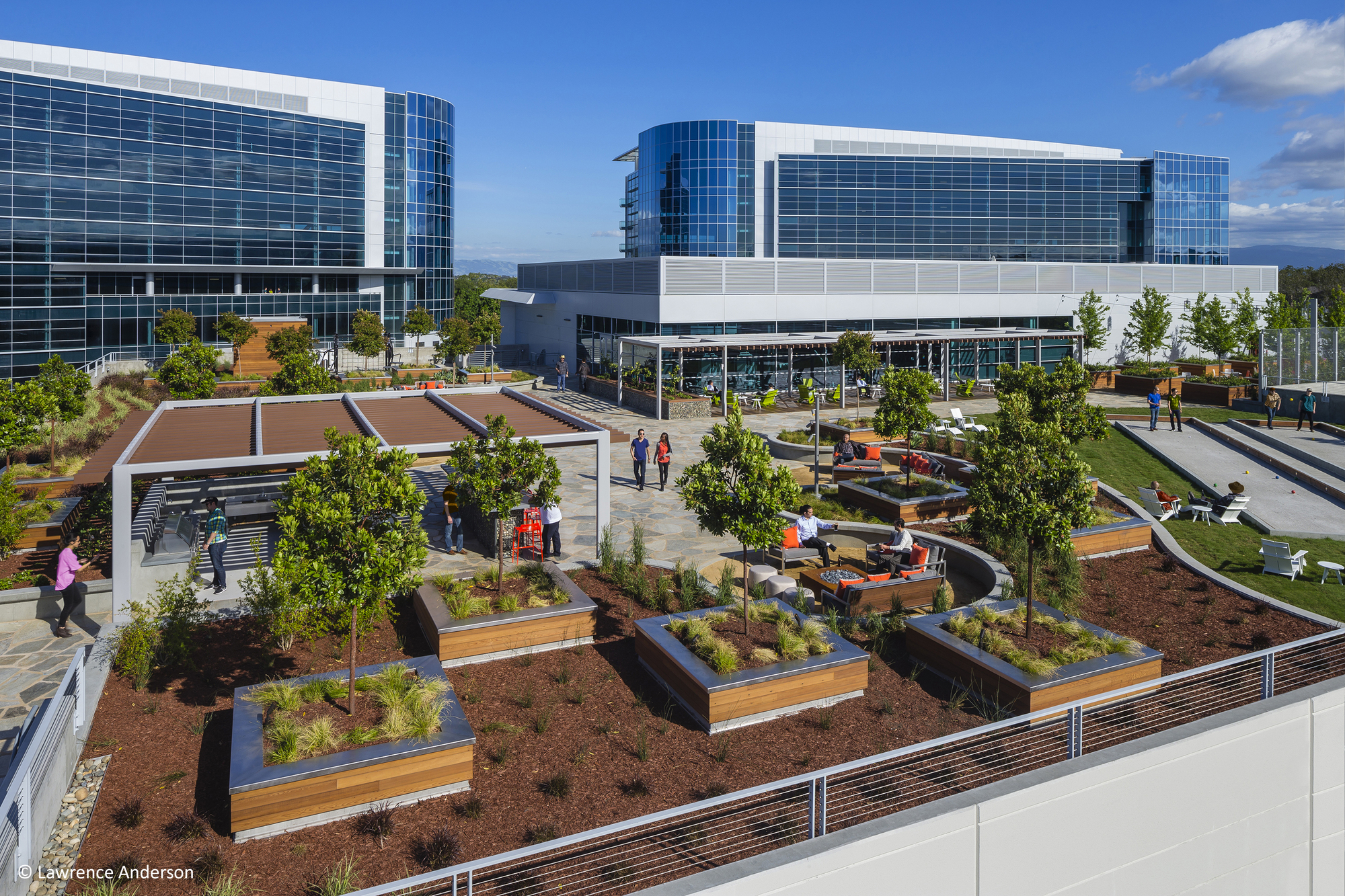 Gallery of Moffett Gateway Club / DES Architects + Engineers - 2