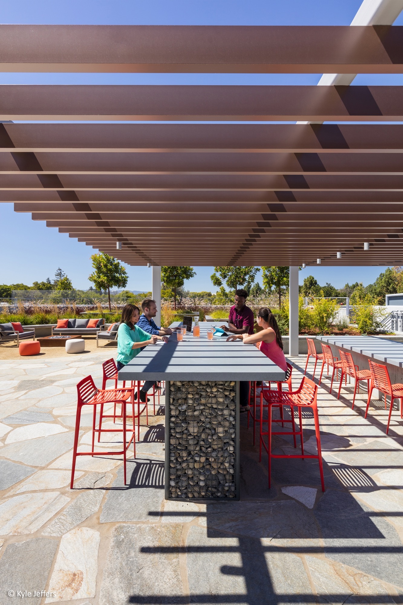 Gallery of Moffett Gateway Club / DES Architects + Engineers - 7