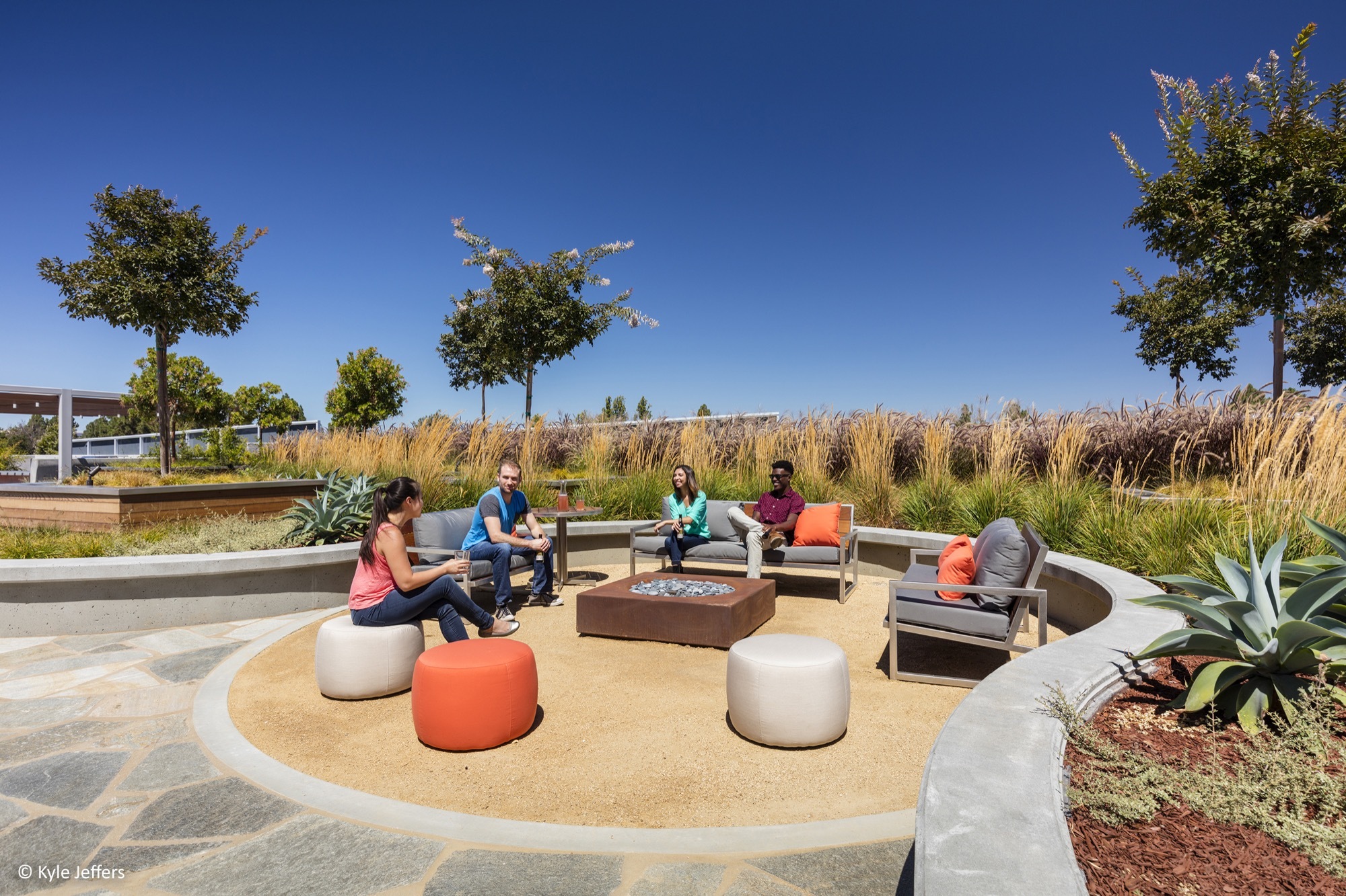 Gallery of Moffett Gateway Club / DES Architects + Engineers - 6
