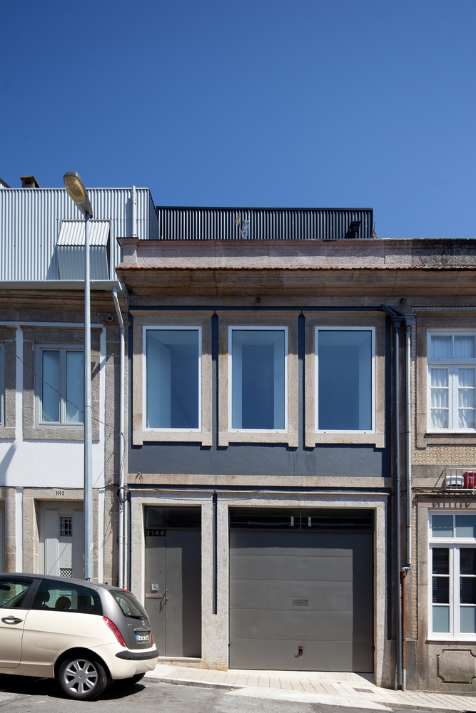 Gallery of 15 Details of Metal Structures and Facades for Residential ...