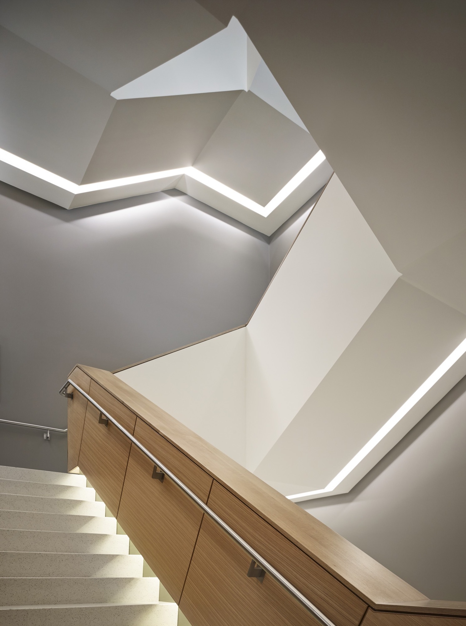 Gallery of University of Arizona Cancer Center / ZGF Architects - 8